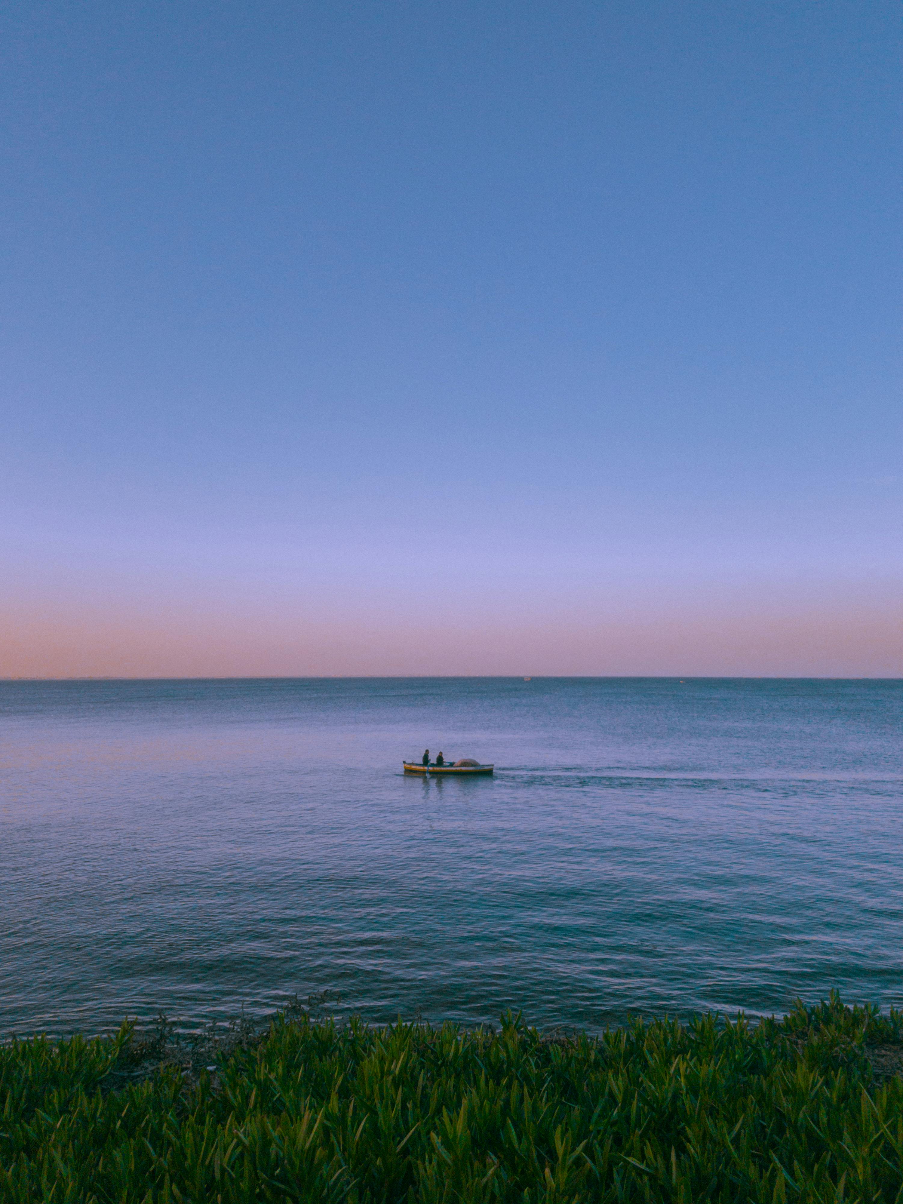 People Riding on a Boat · Free Stock Photo