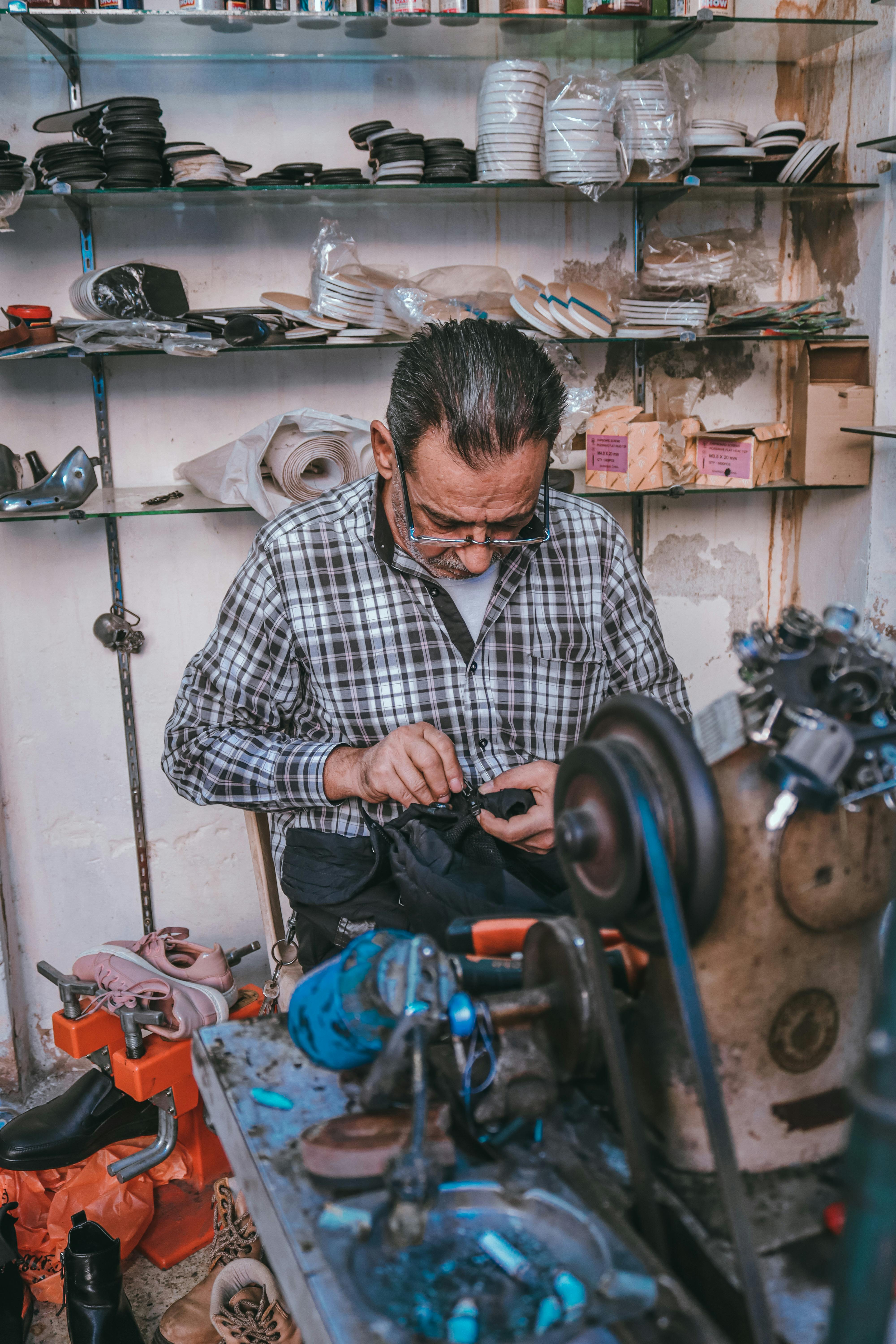 Shoemaker Photos, Download The BEST Free Shoemaker Stock Photos & HD Images