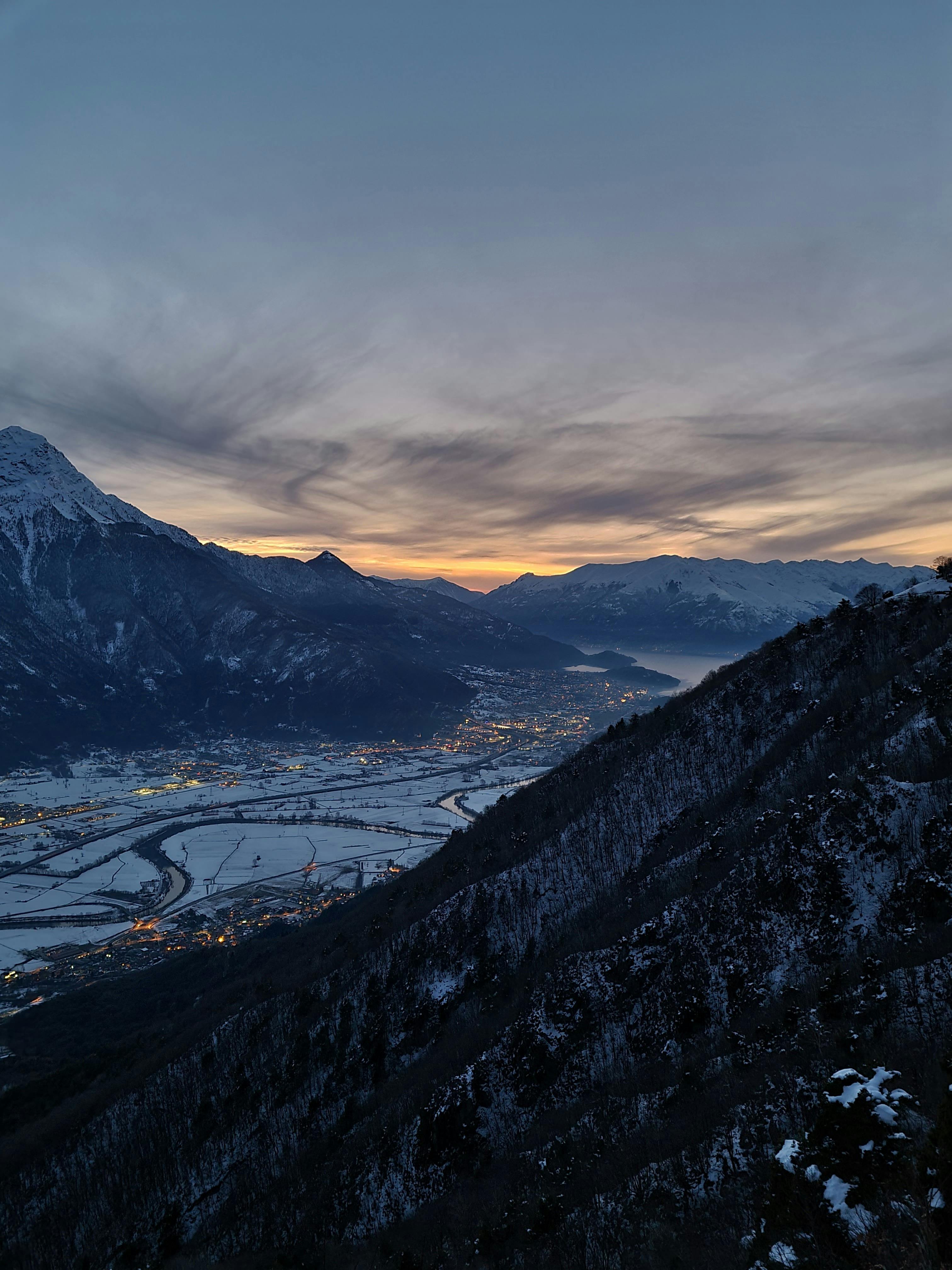 A Valley during Nighttime · Free Stock Photo