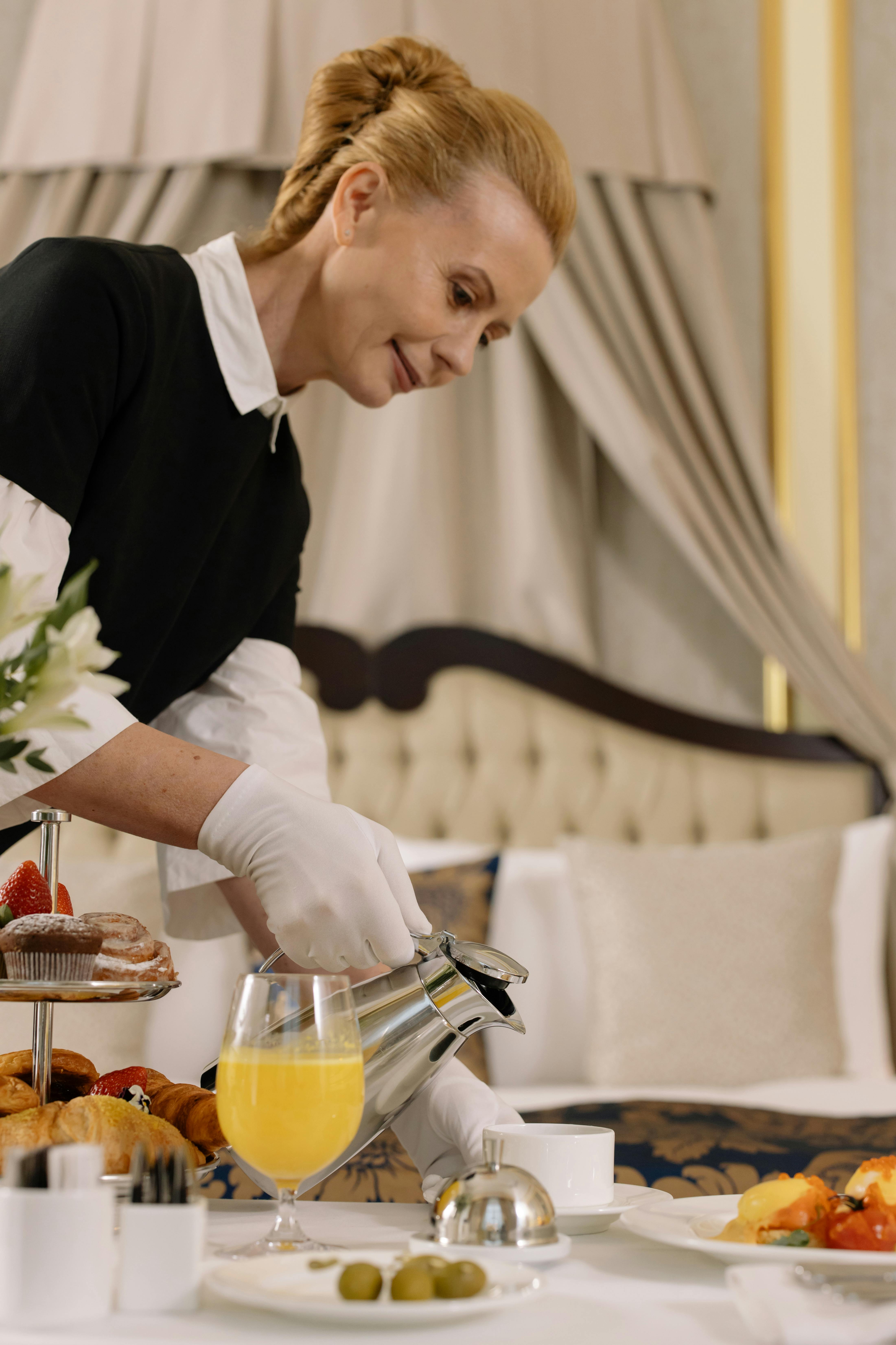 Room Service Photos, Download The BEST Free Room Service Stock Photos ...