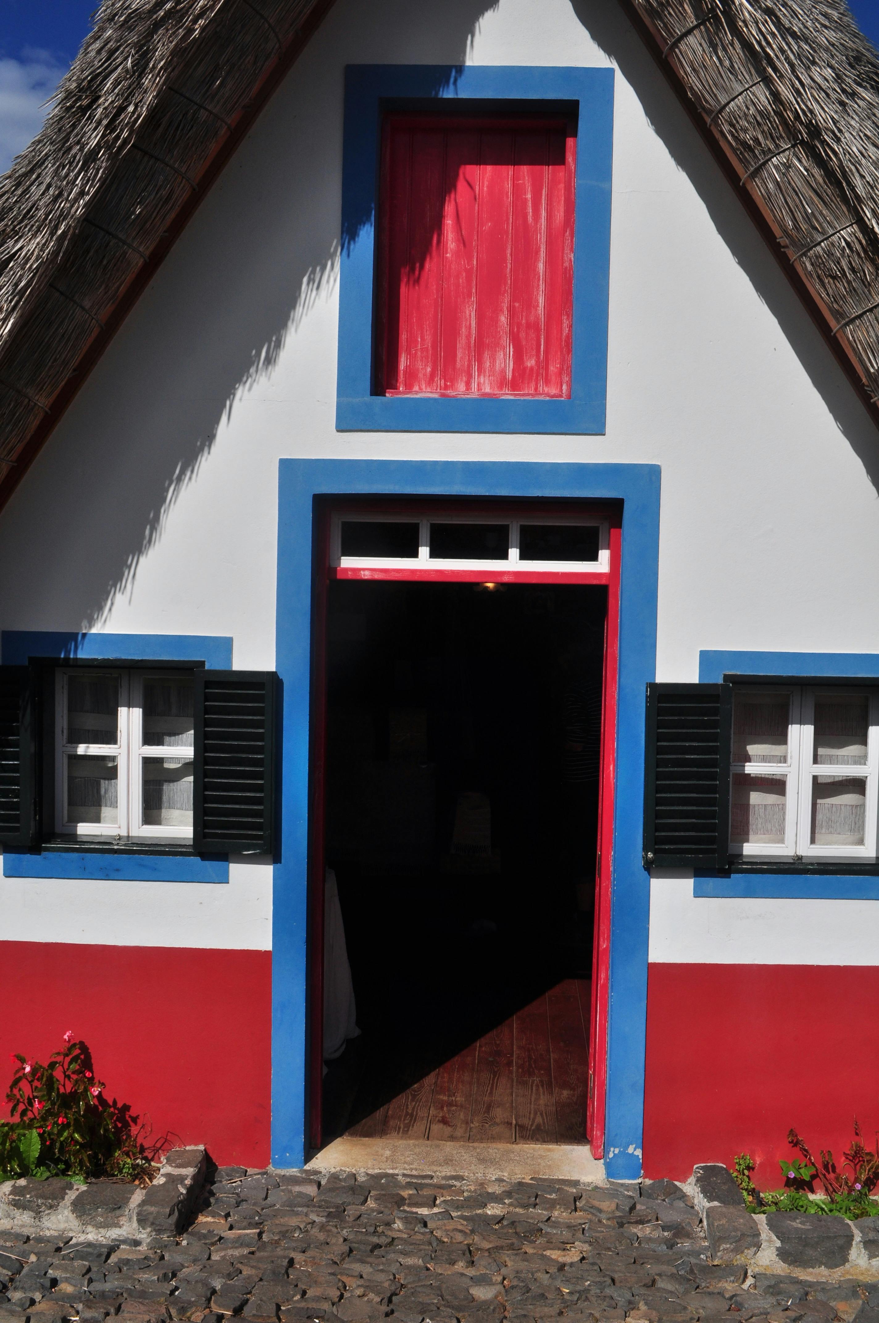 Red White and Blue House · Free Stock Photo