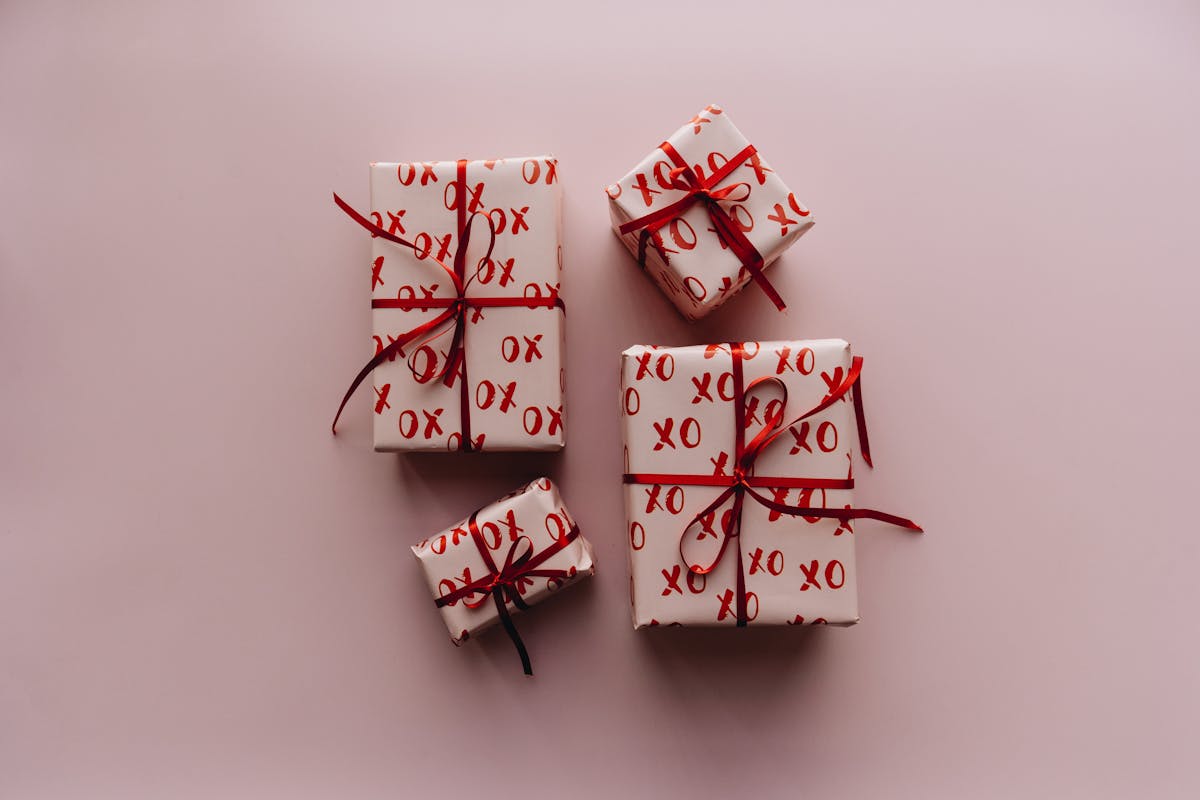 What Does XO Mean In Text Messages Explained Simply