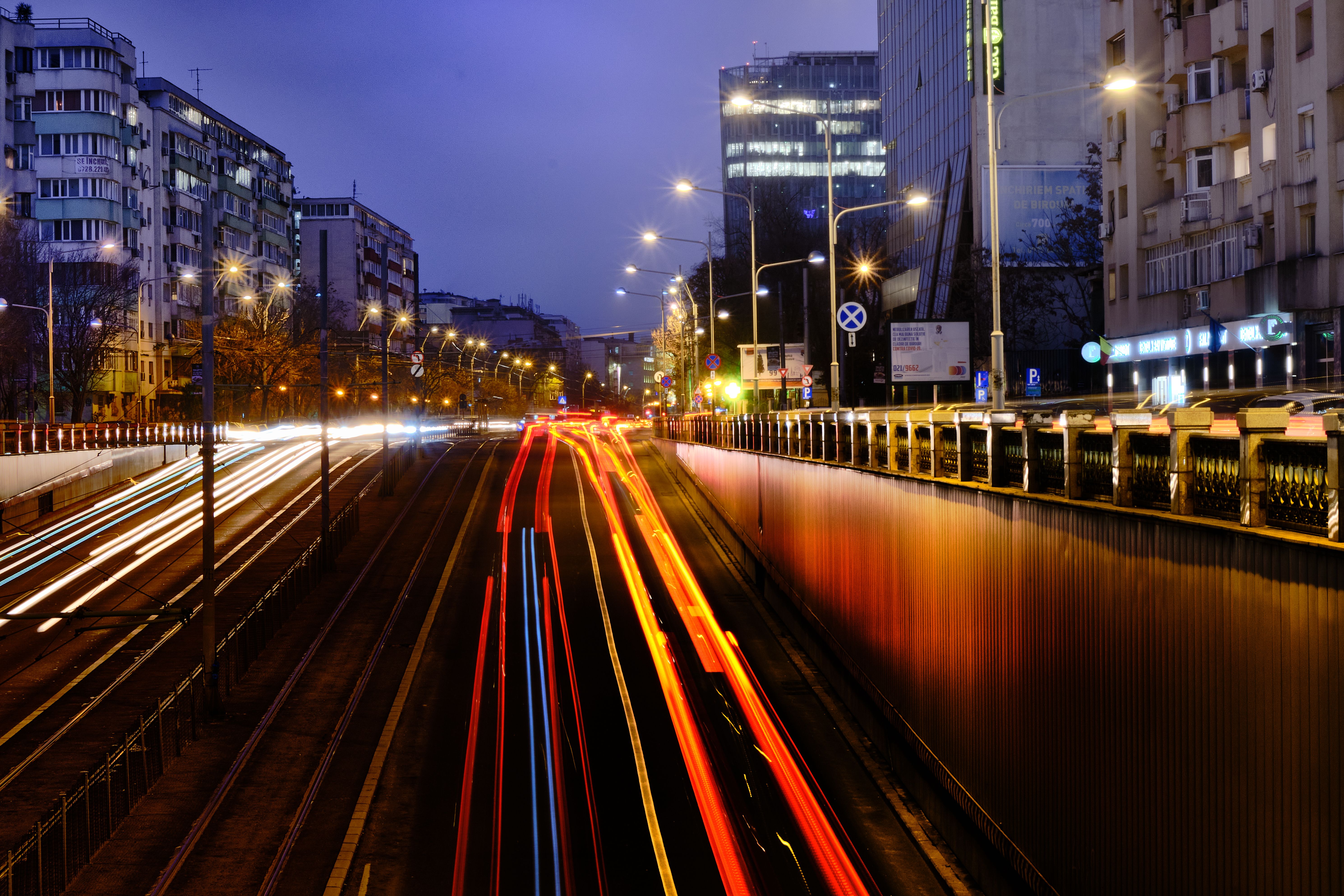 Long Exposure of City Street at Dawn · Free Stock Photo