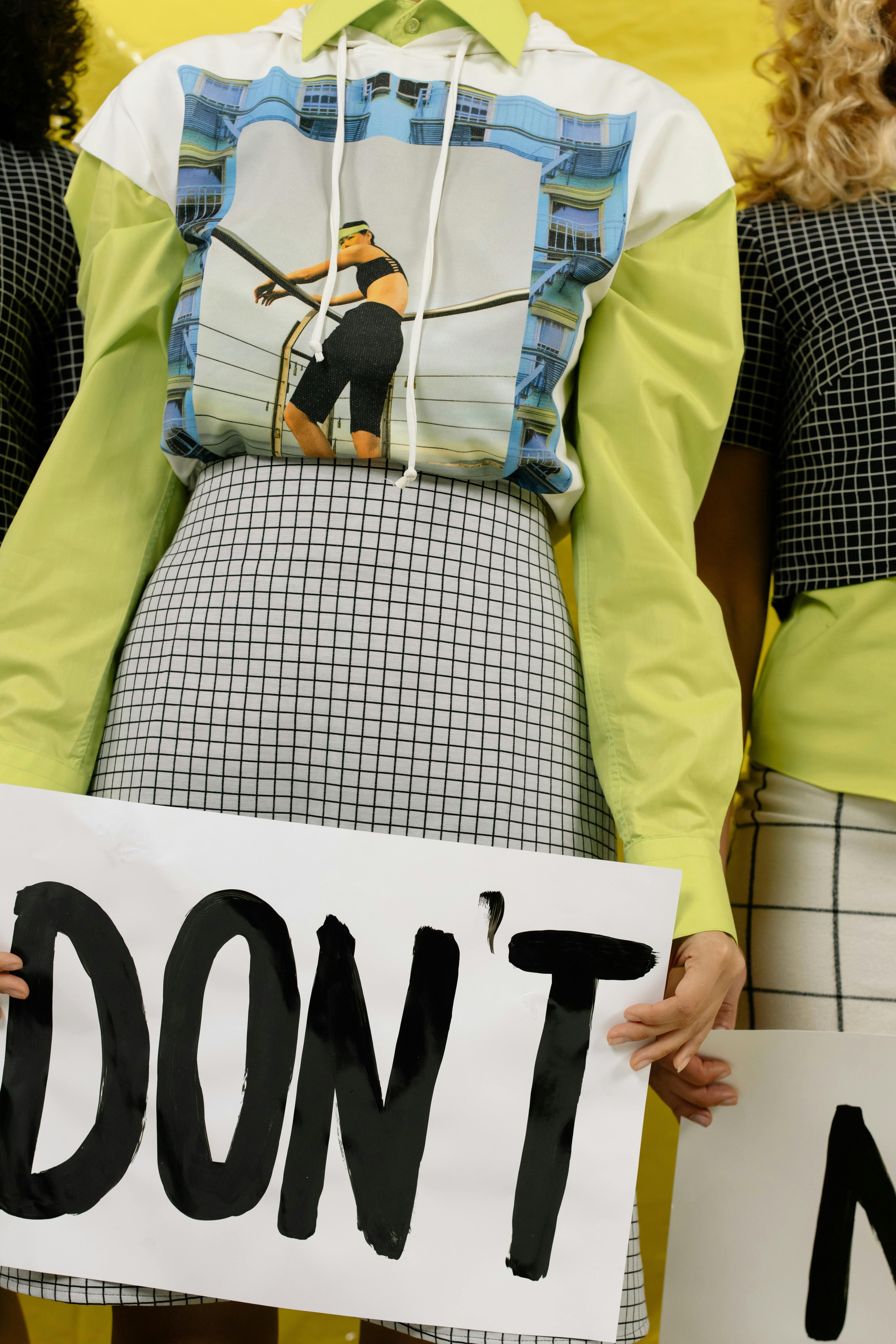 Text On Sign Photos, Download The BEST Free Text On Sign Stock Photos ...