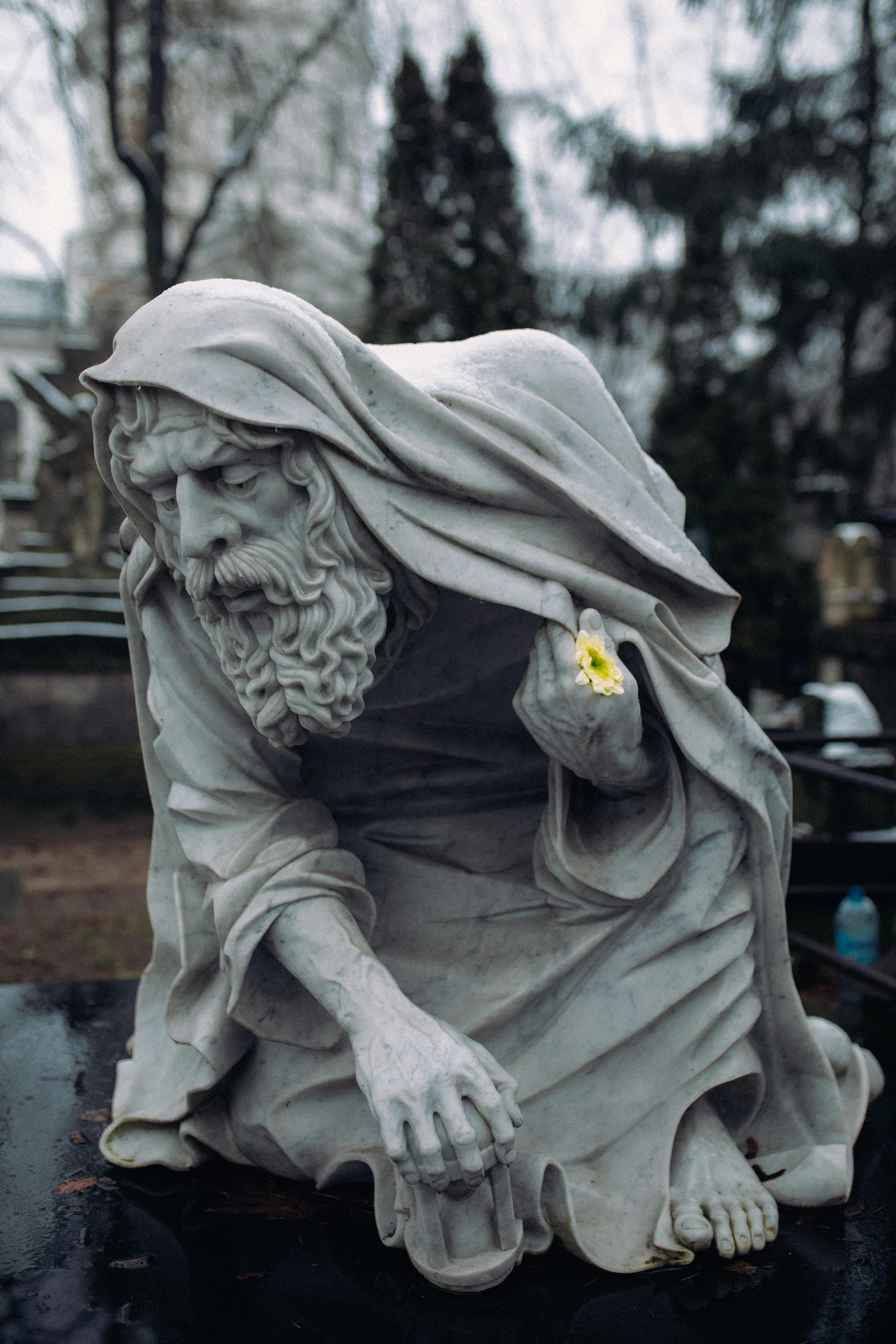 Mourning Statue Photos, Download The BEST Free Mourning Statue Stock ...