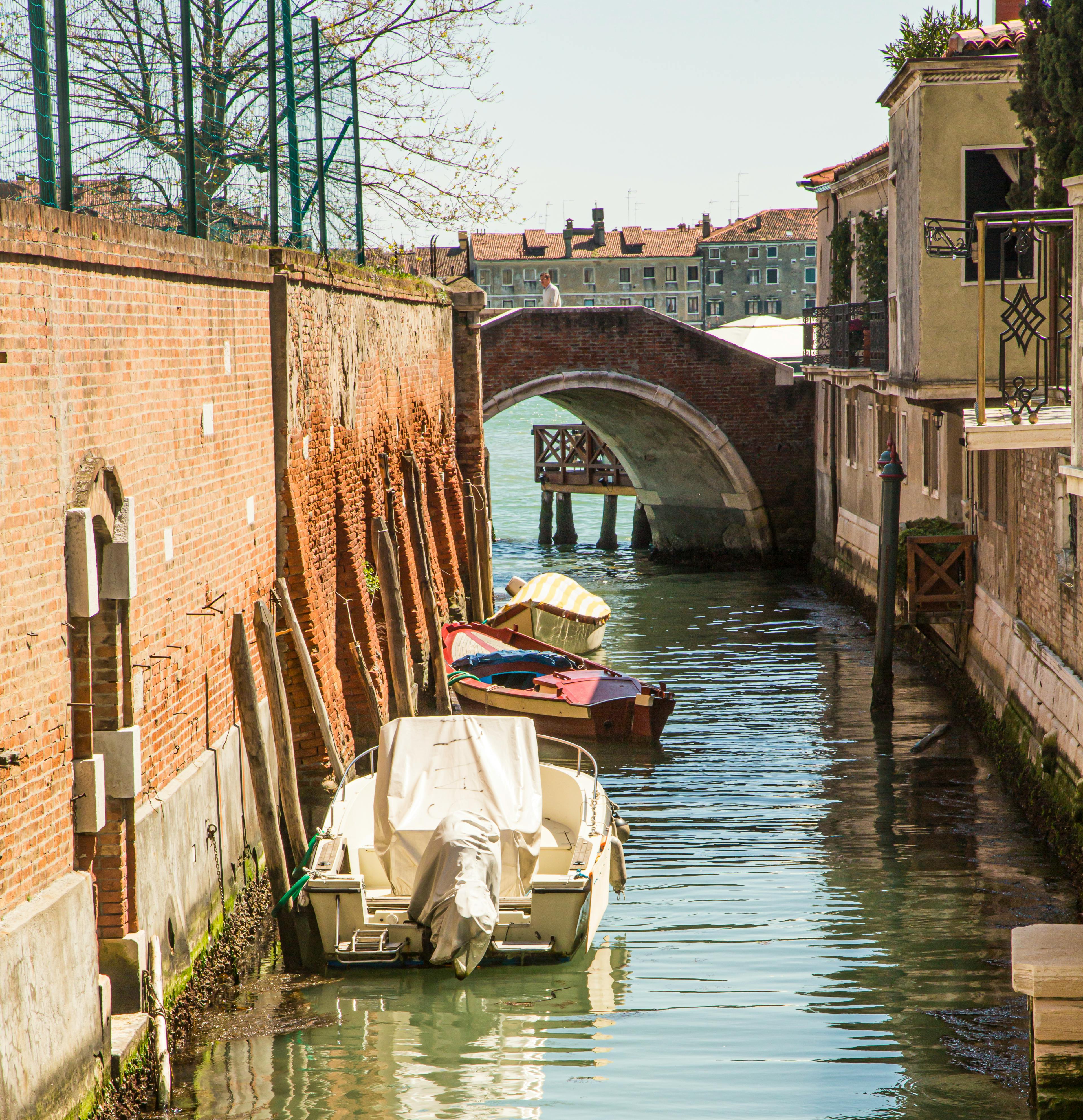 Small Bridge Over Canal Near Old Houses · Free Stock Photo
