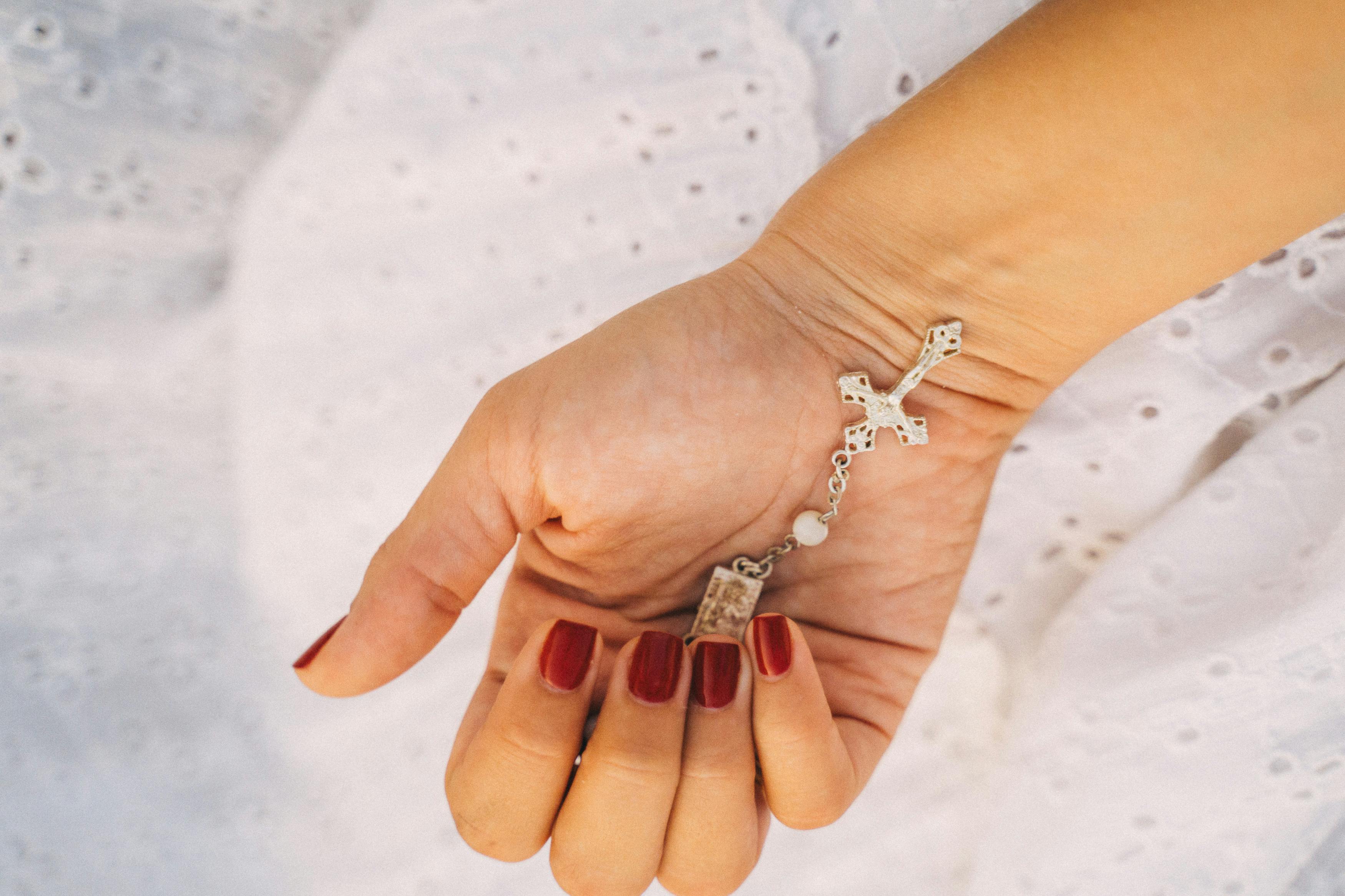 Hand Holding Cross Photos, Download The BEST Free Hand Holding Cross ...