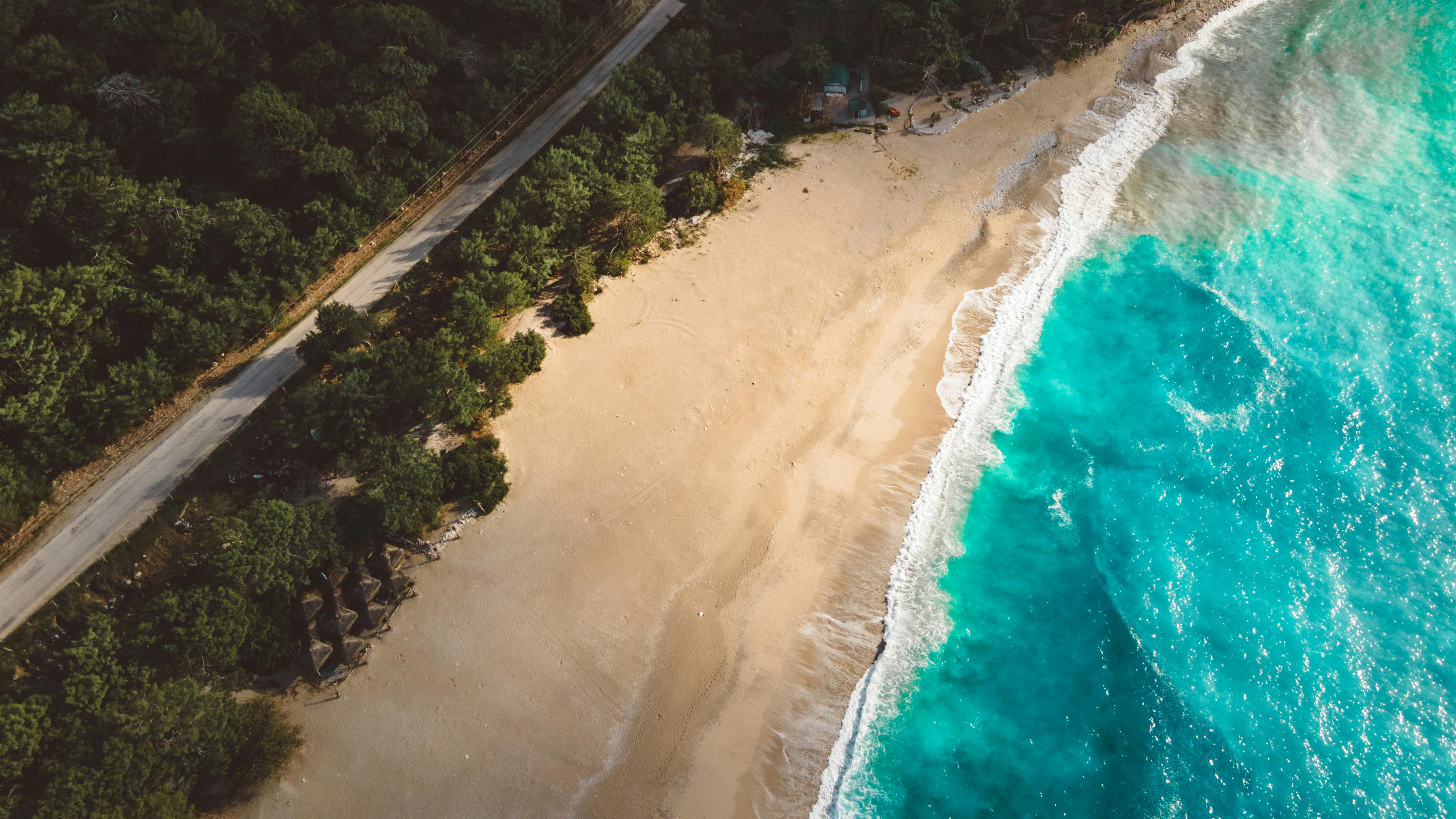 Drone Shot of a Beach · Free Stock Photo