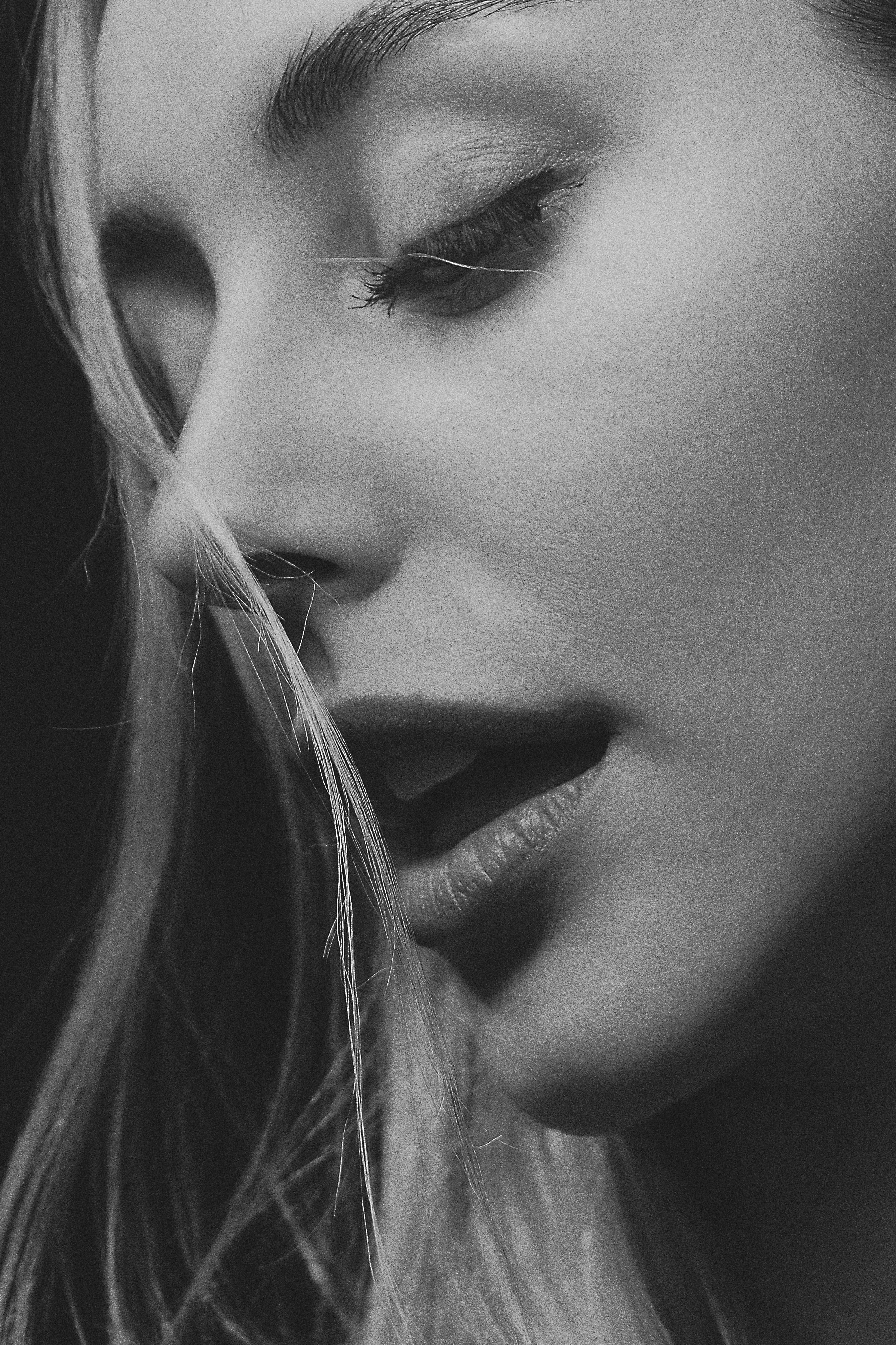 Grayscale Photo of Womans Face · Free Stock Photo