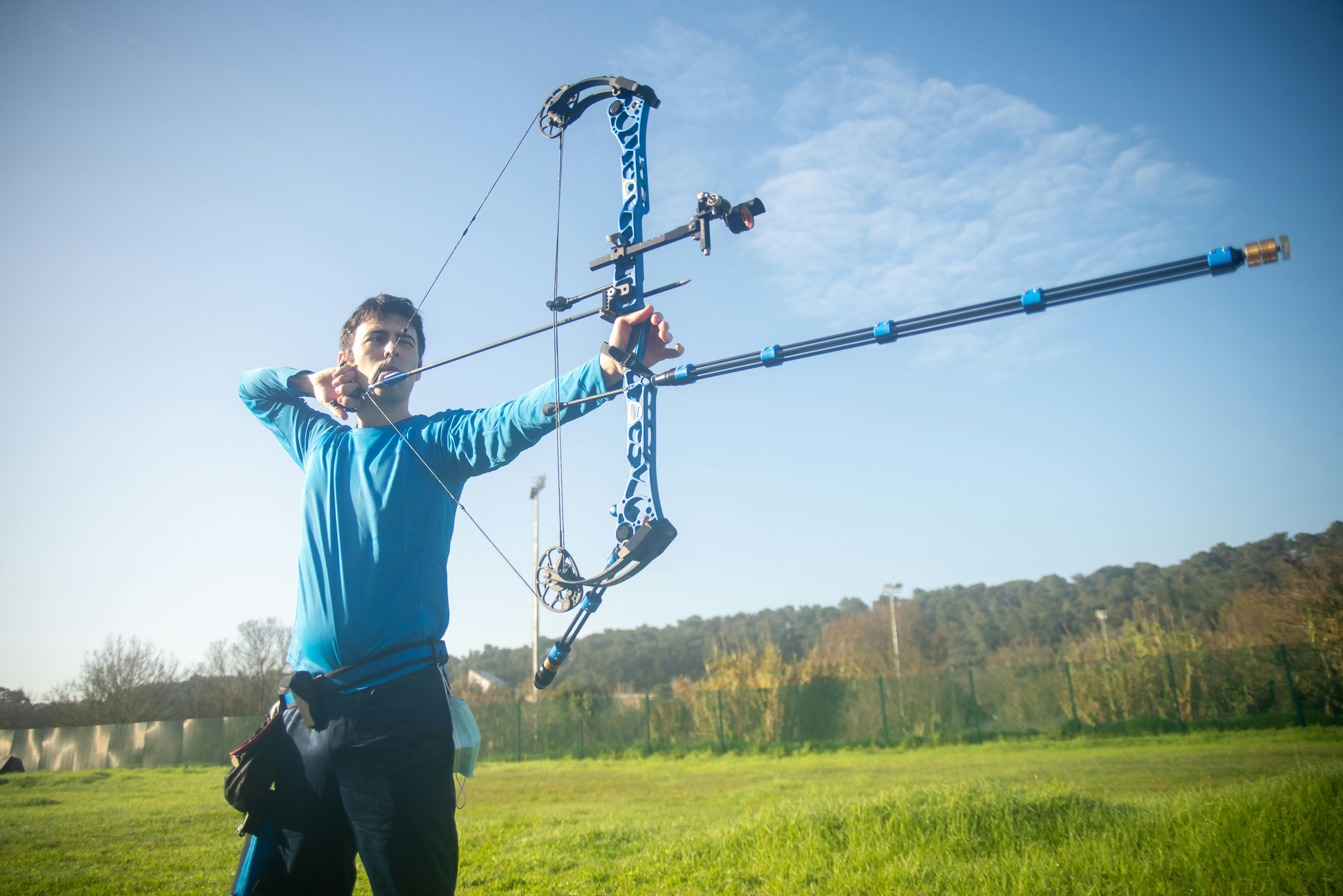 Archer aiming on an Archery Target · Free Stock Photo