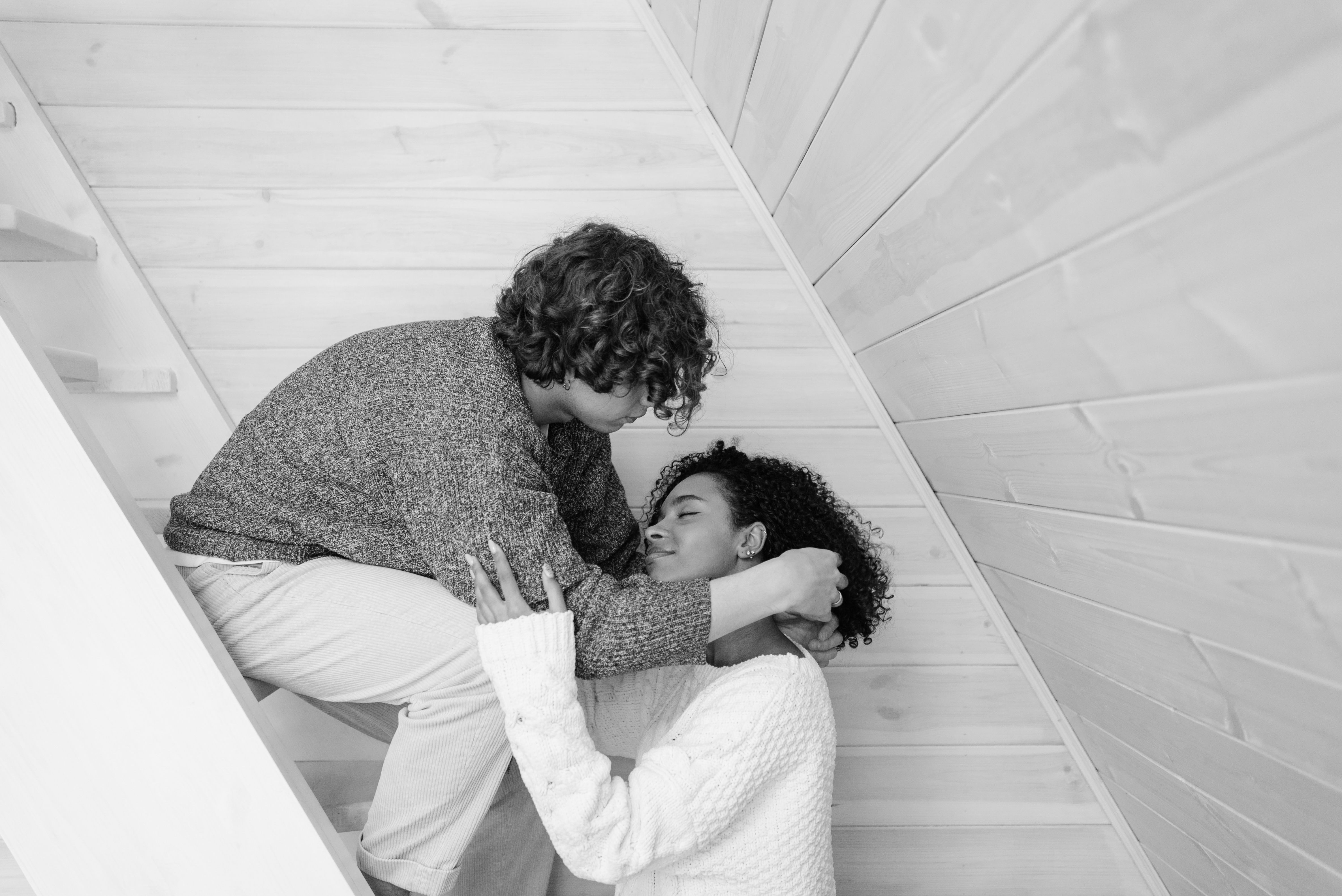 Side View of a Man Holding the Woman · Free Stock Photo