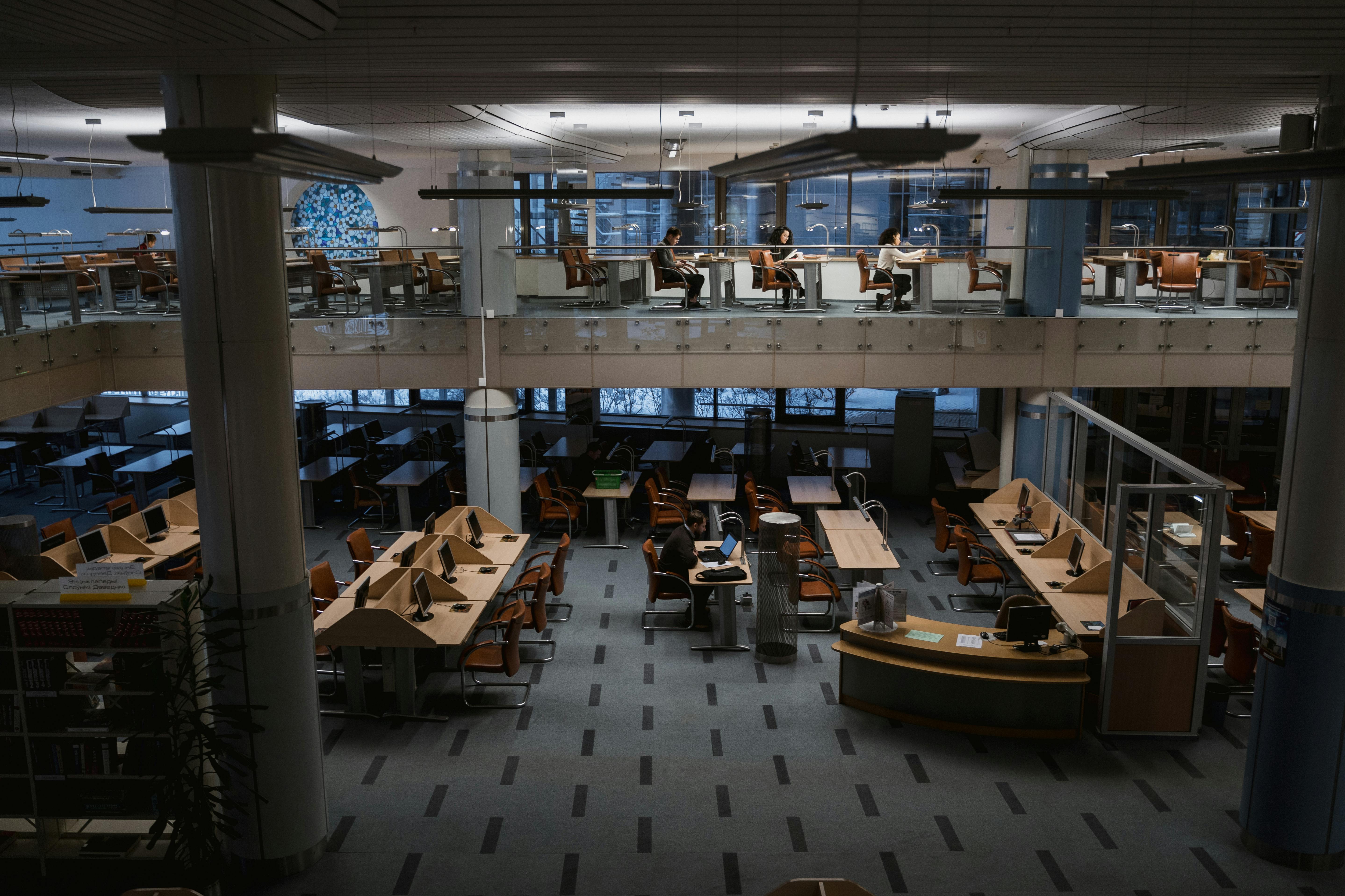 The Interior of a Library · Free Stock Photo