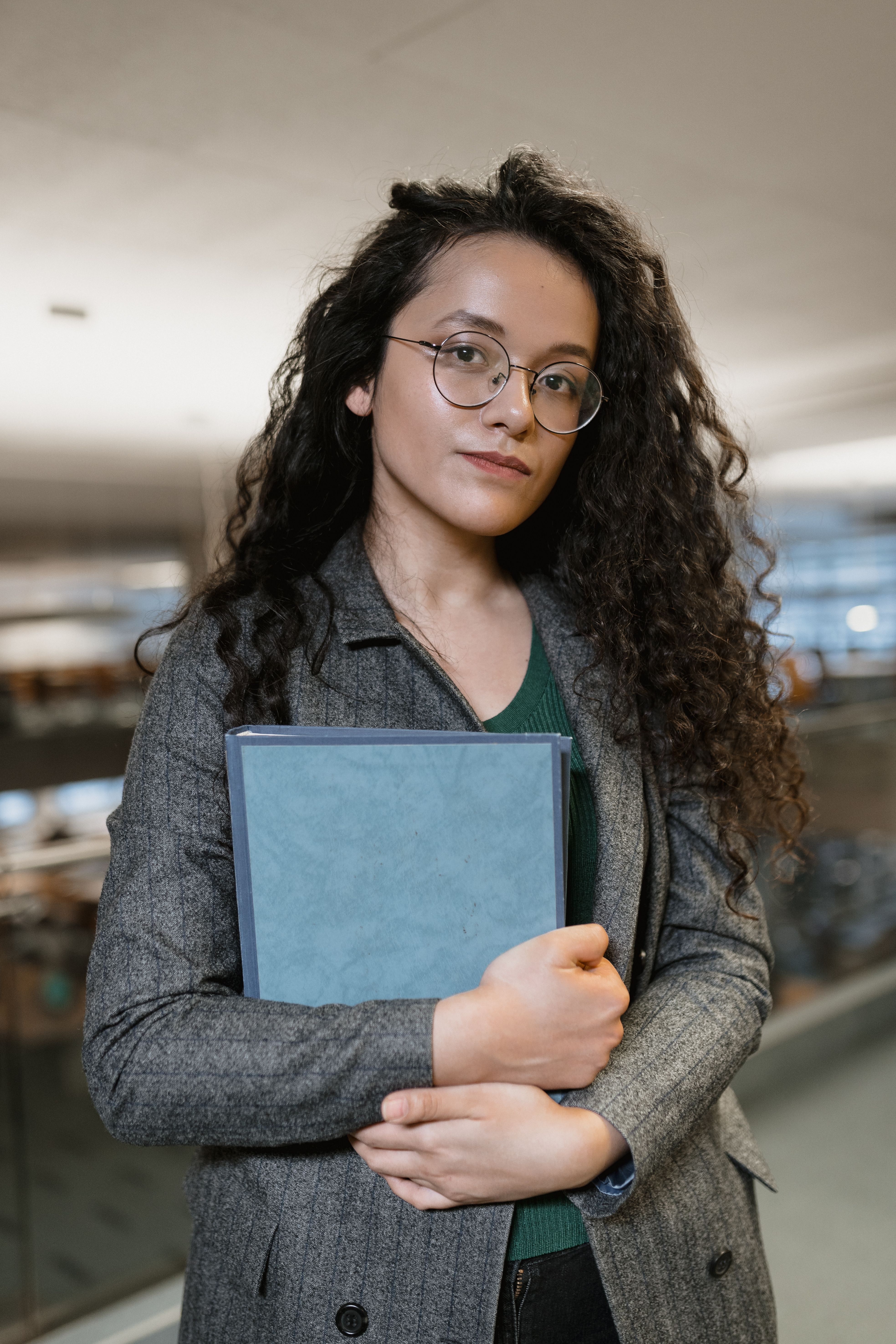 Woman Carrying Book Photos, Download The BEST Free Woman Carrying Book ...