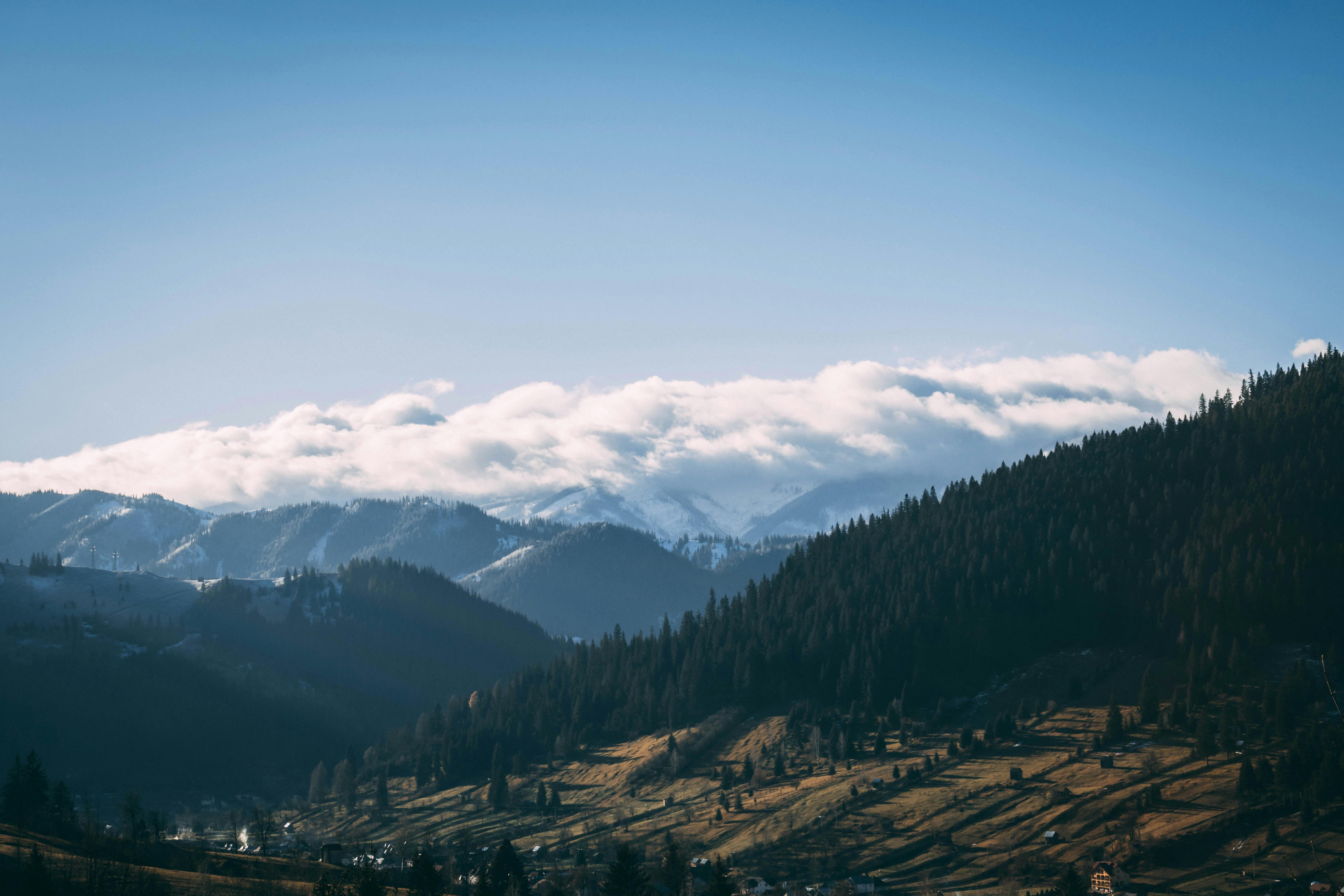 Mountain Range · Free Stock Photo