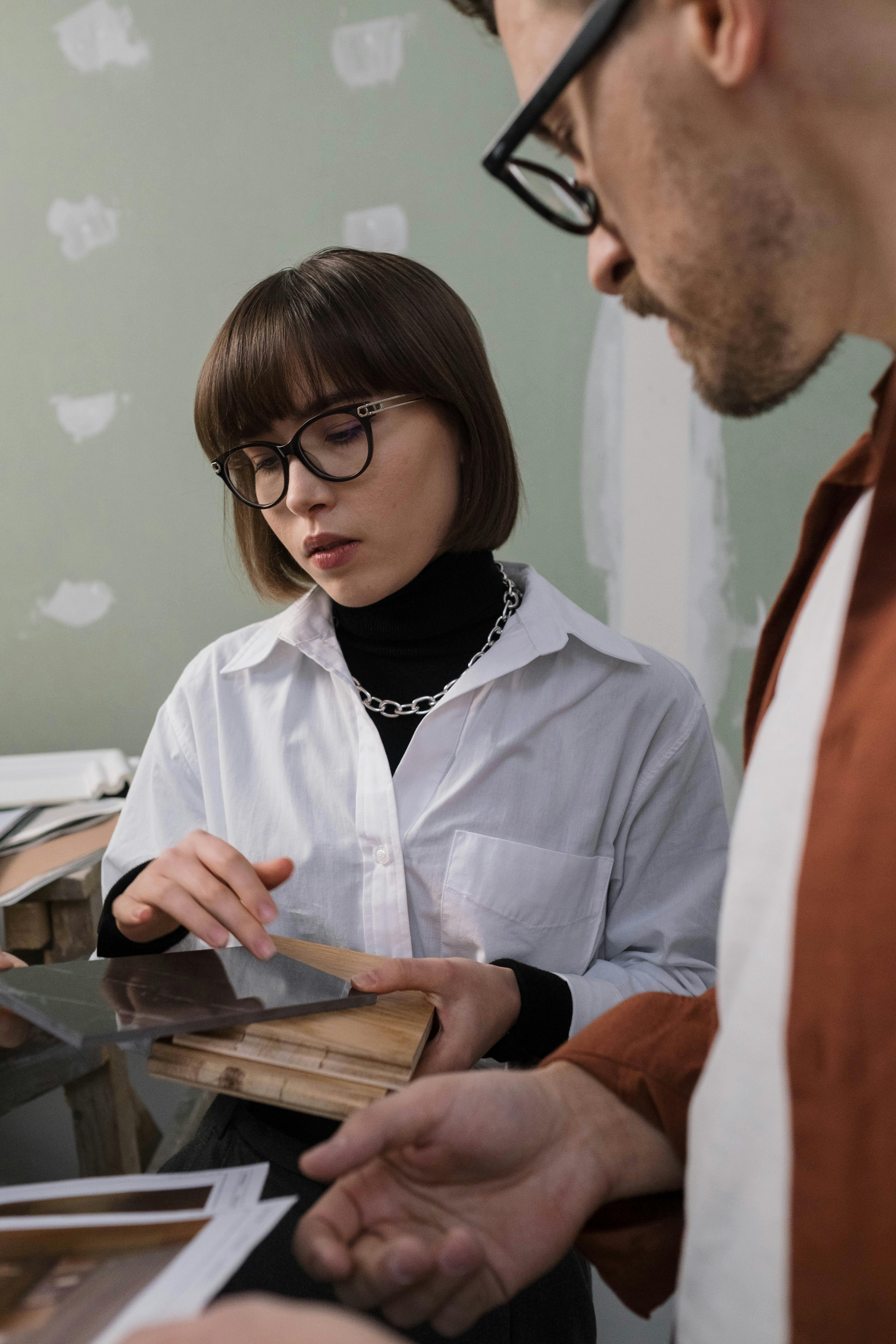 Looking For Photos, Download The BEST Free Looking For Stock Photos ...