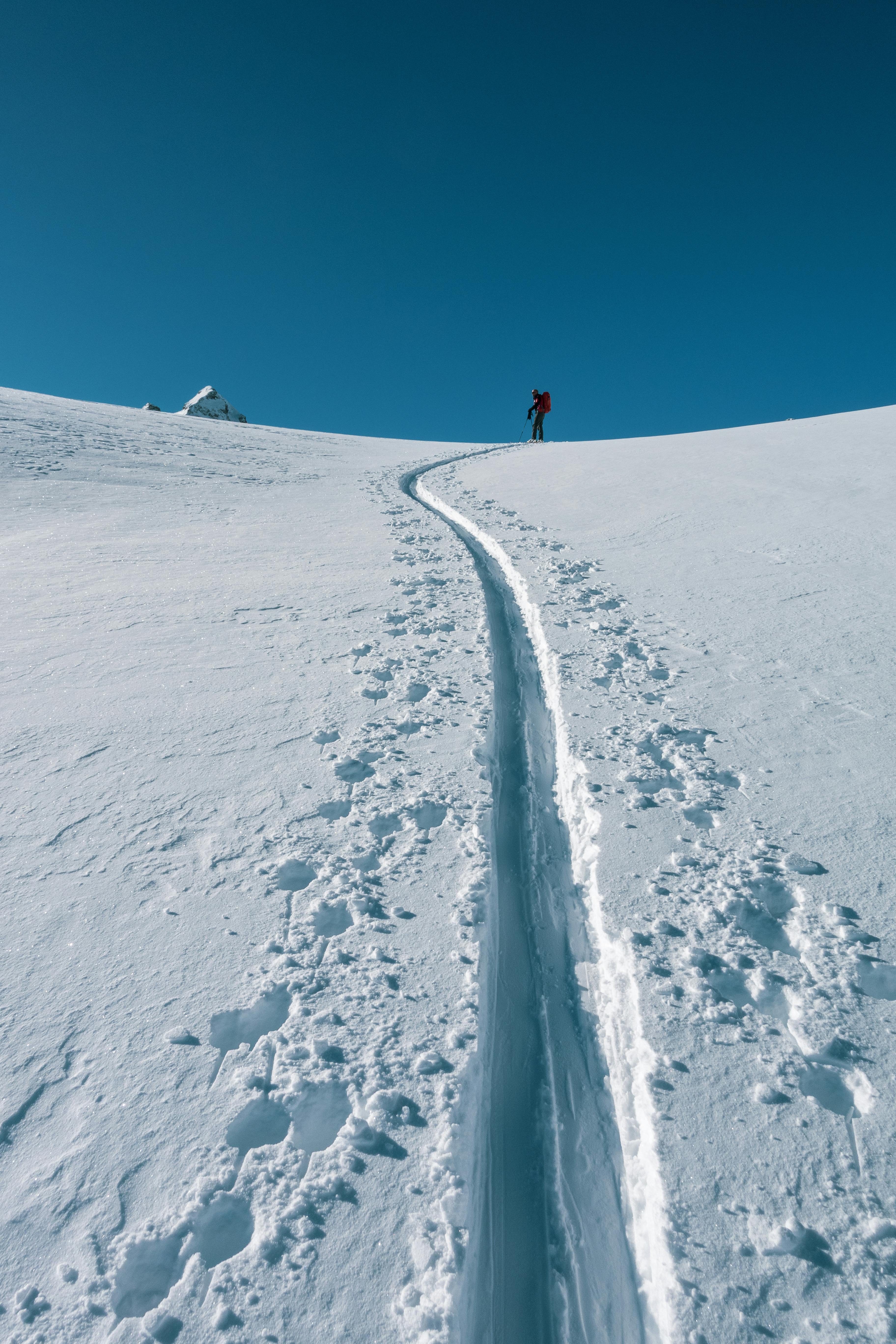 A Mountain Snow Path · Free Stock Photo