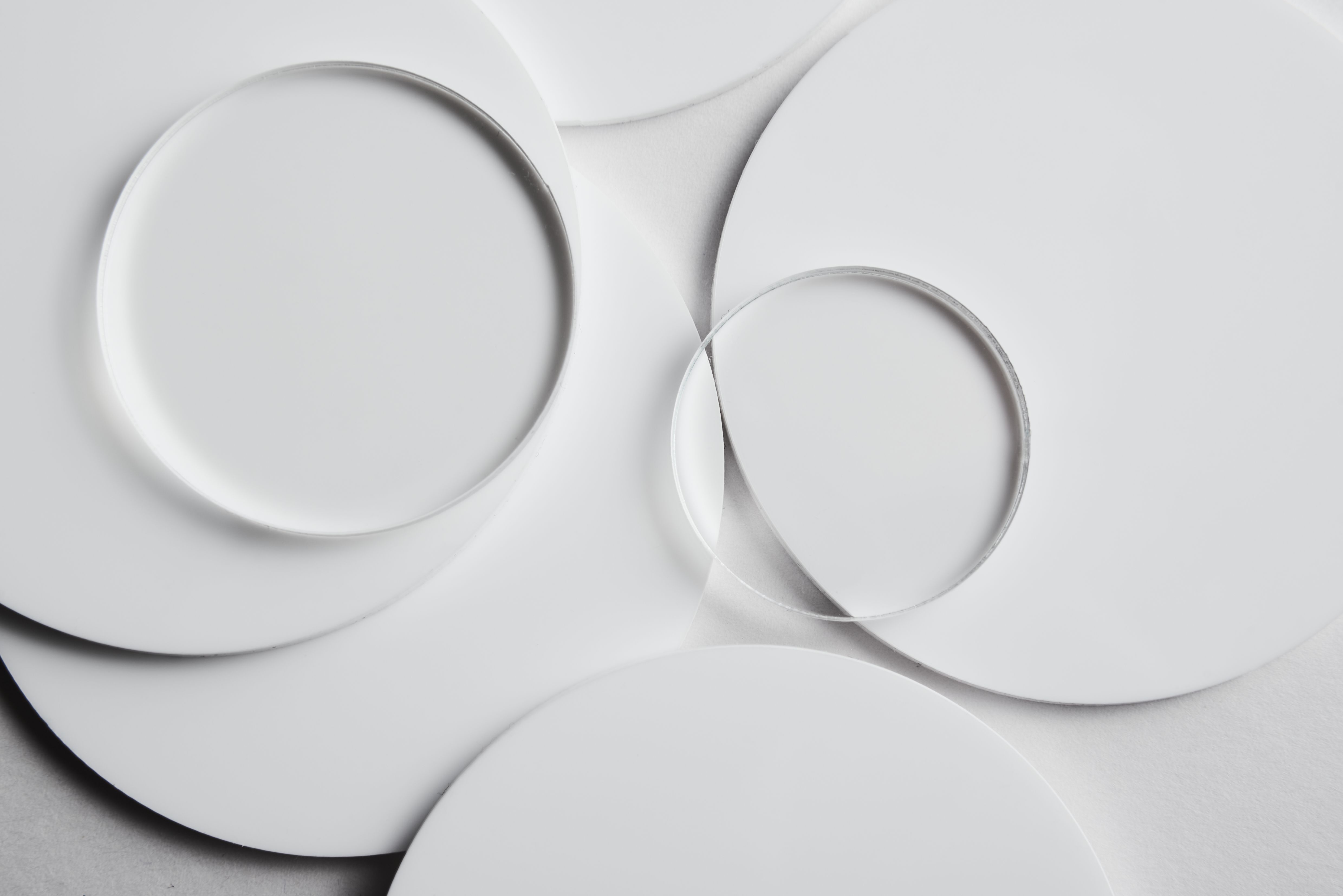 Clear Glass Plates on White Plates · Free Stock Photo