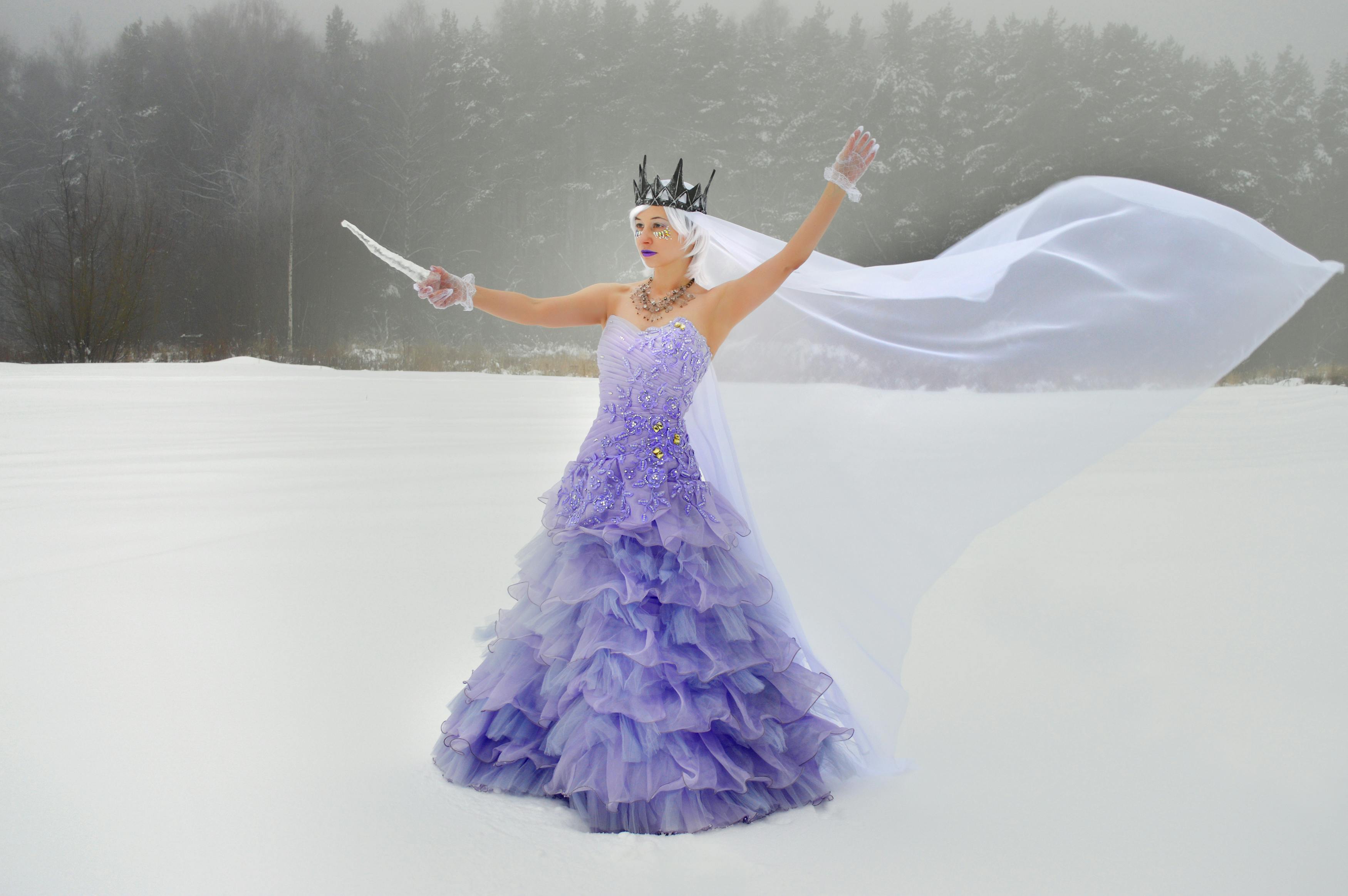 Woman Dressed Up as Ice Queen on Winter Day · Free Stock Photo