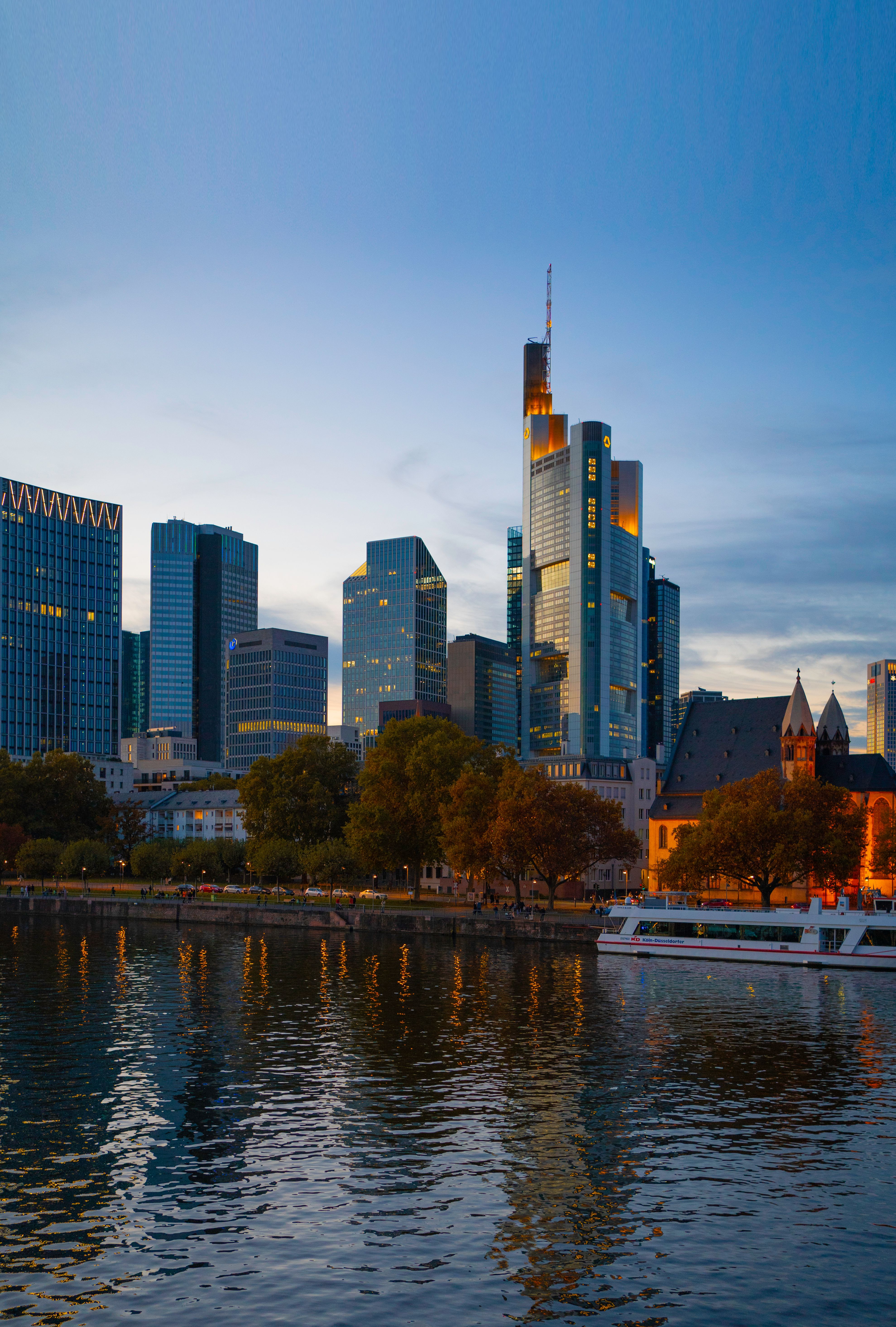 A View of the Main Tower in Frankfurt · Free Stock Photo