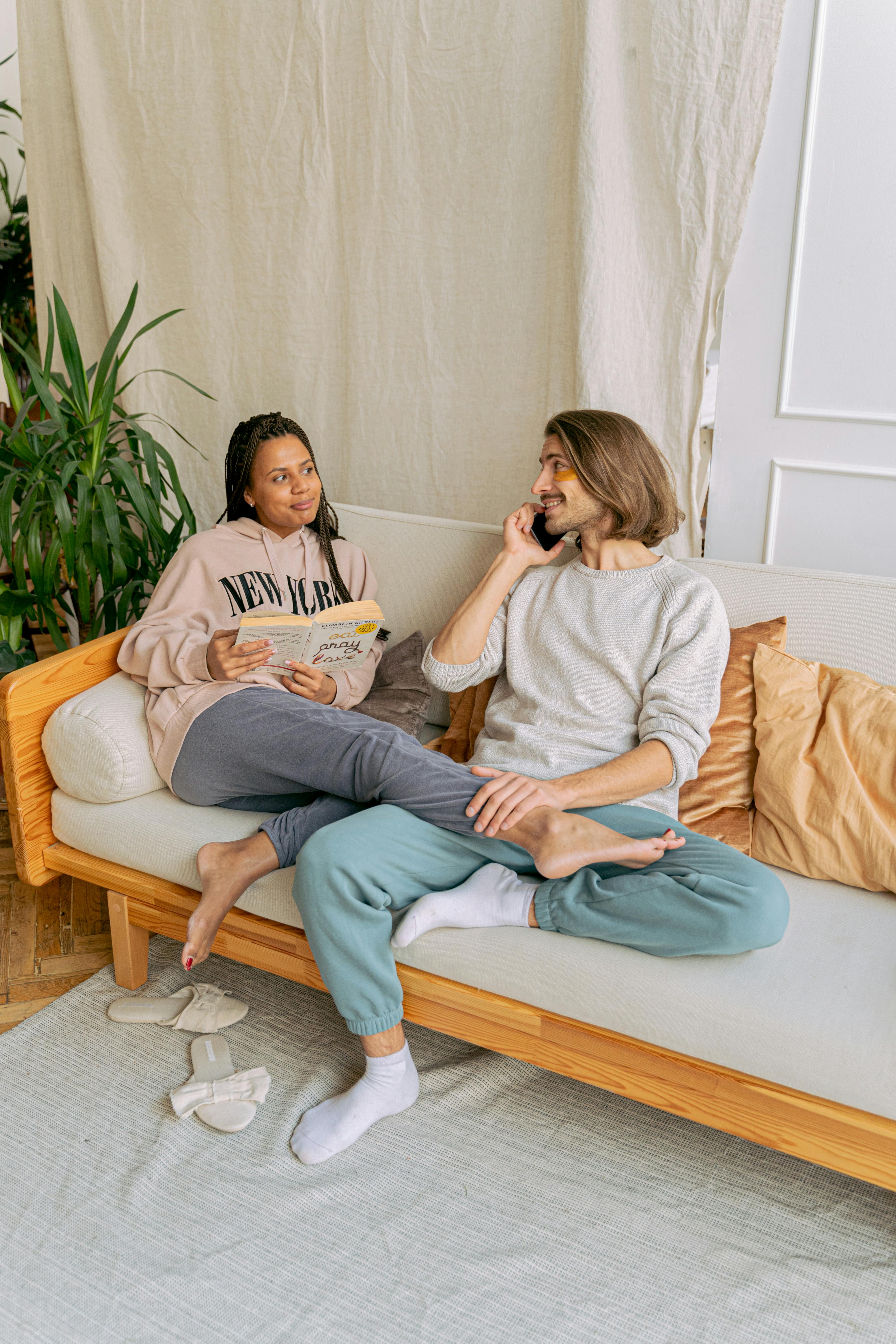 Feet On Couch Photos, Download The BEST Free Feet On Couch Stock Photos ...