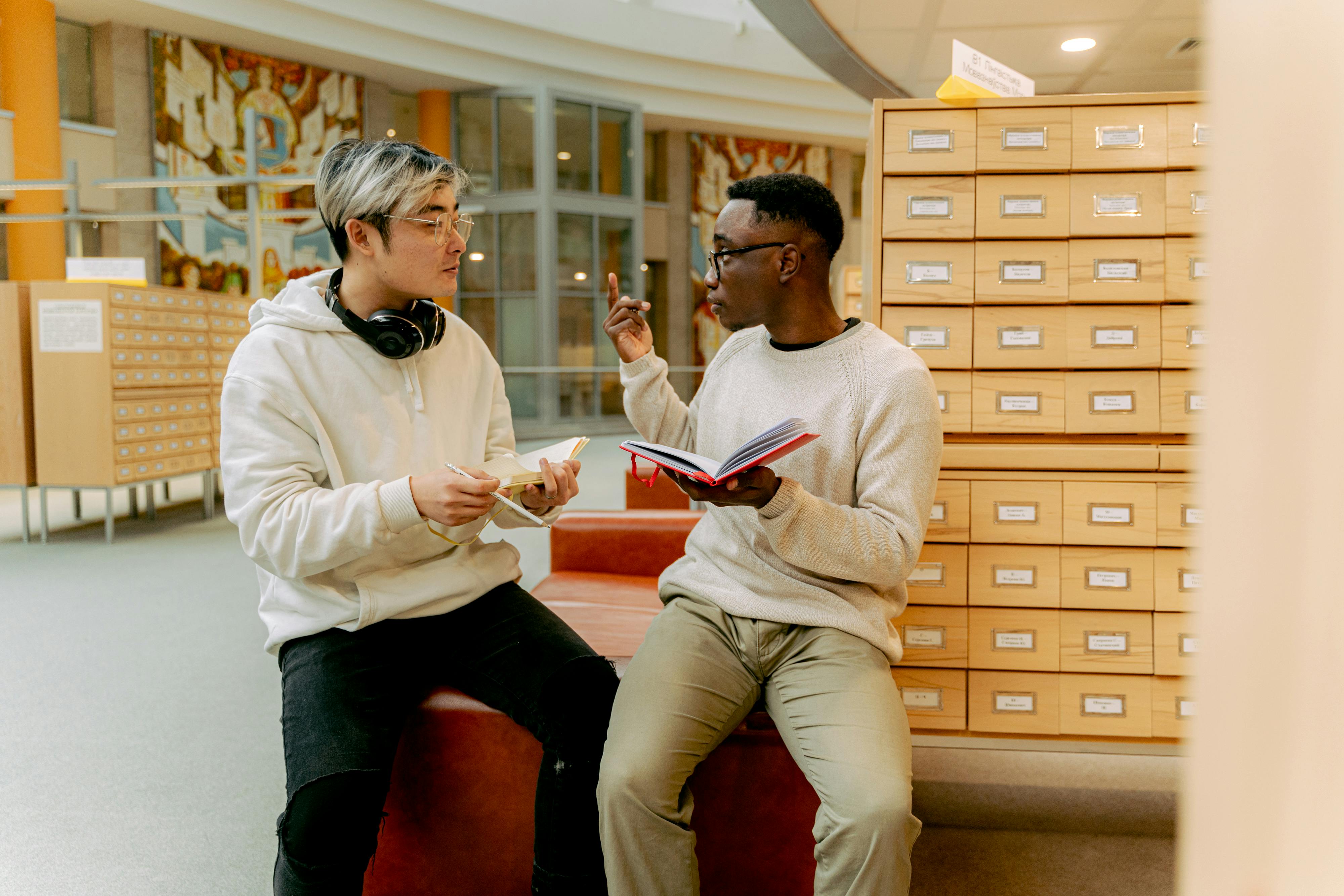 Library Conversation Photos, Download The BEST Free Library ...