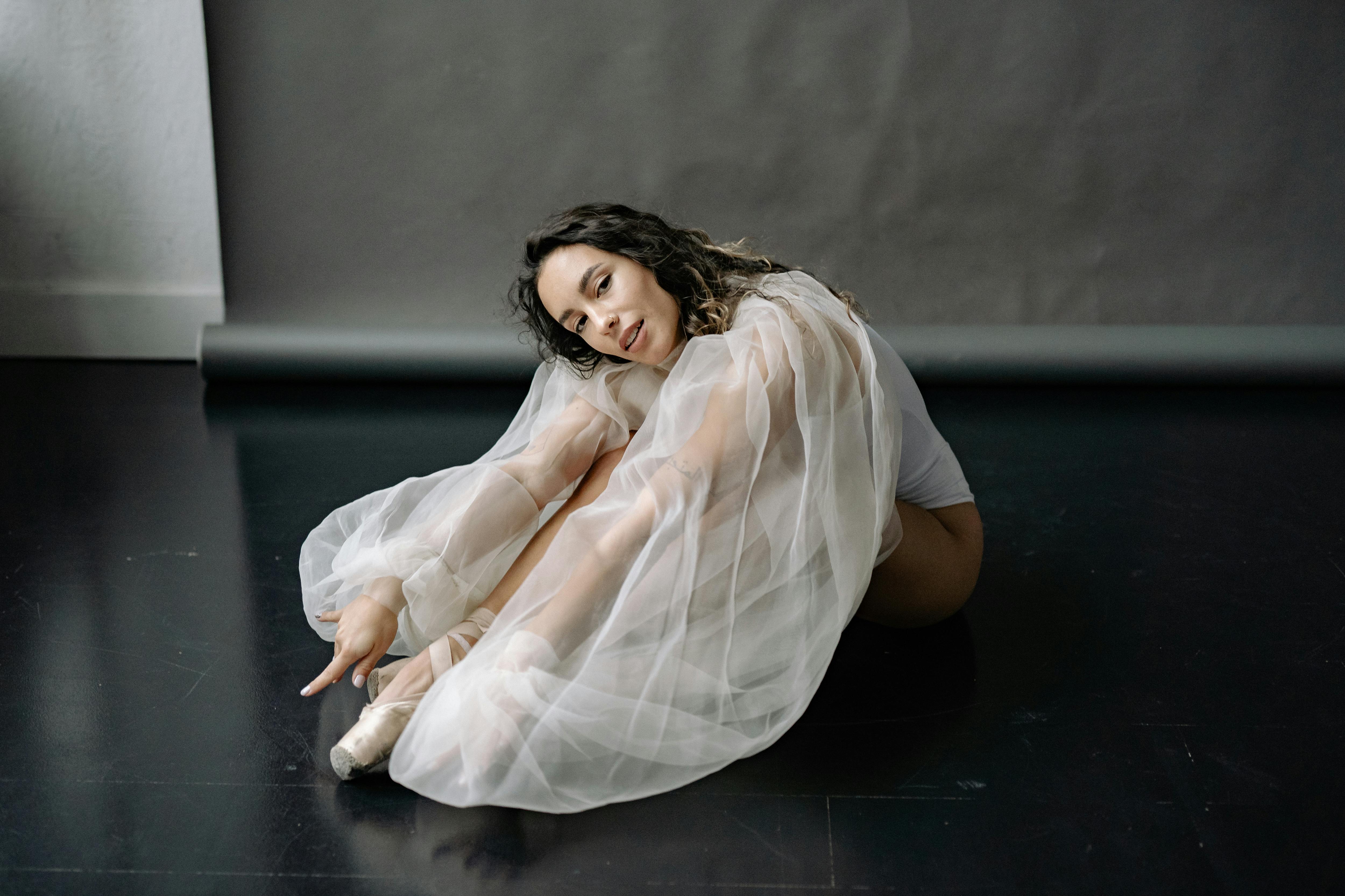 Poised Position Photos, Download The BEST Free Poised Position Stock ...