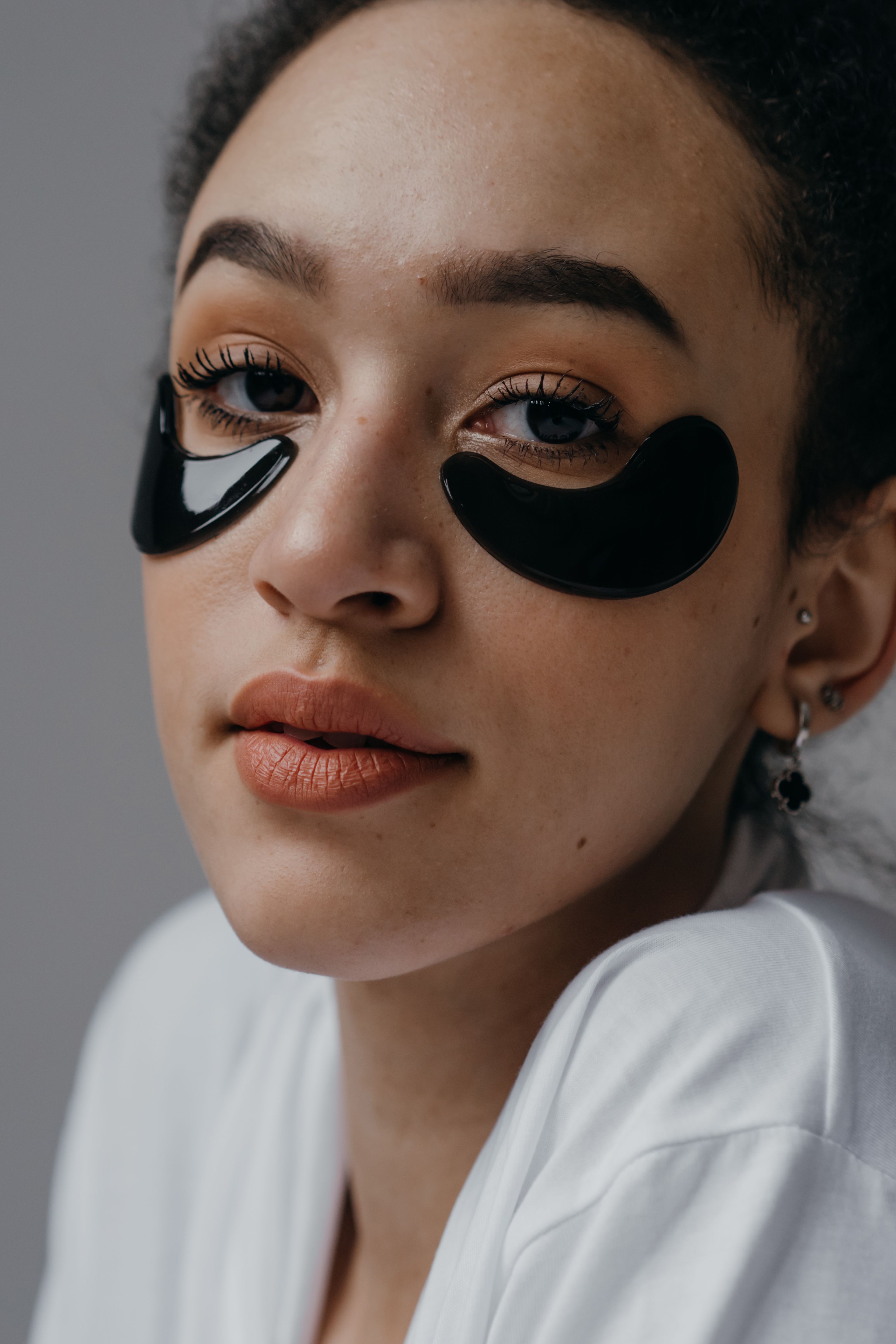 Black Eye Masks Photos, Download The BEST Free Black Eye Masks Stock ...