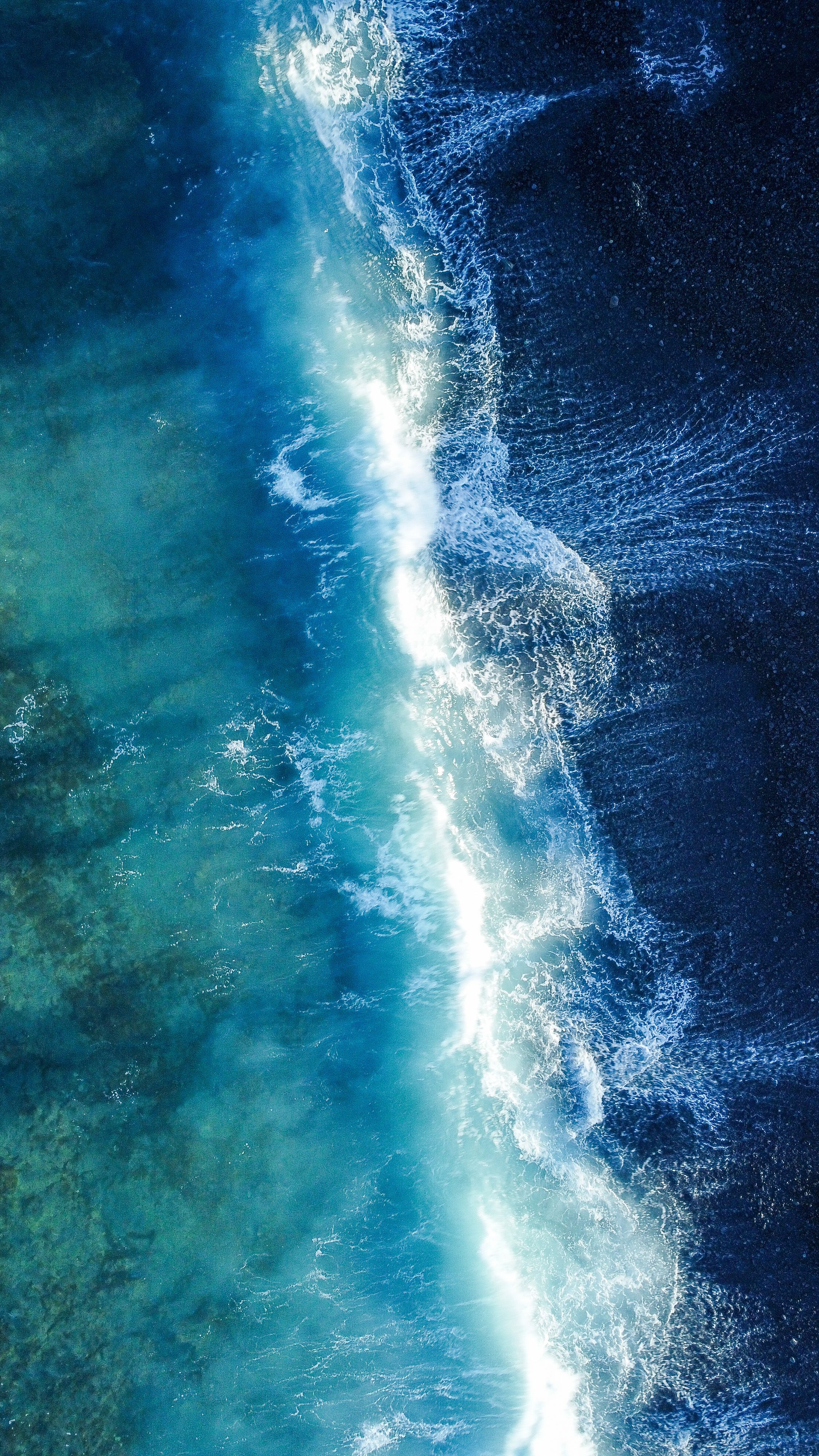 Waves in a Sea · Free Stock Photo