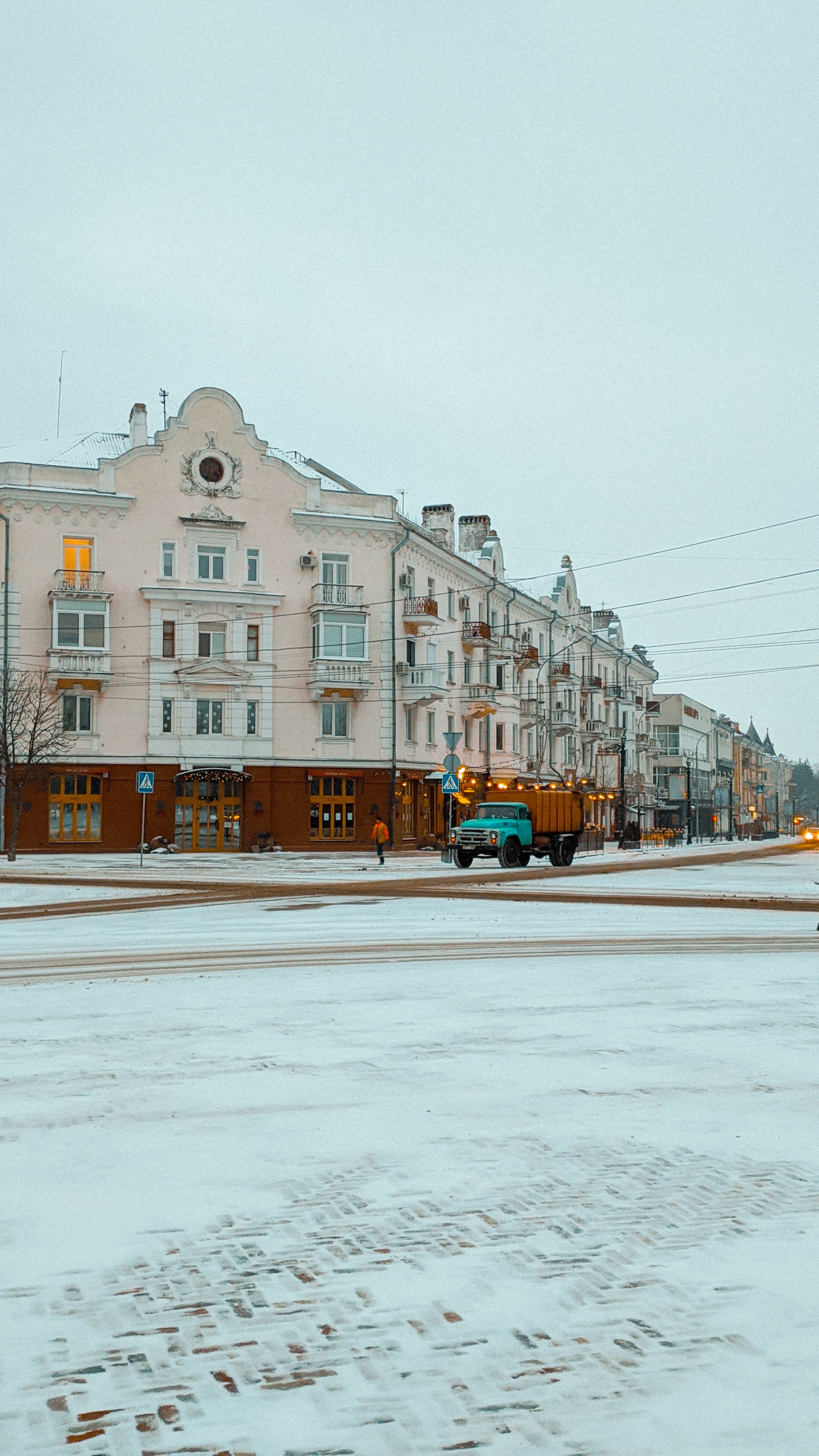 City Street in Winter · Free Stock Photo
