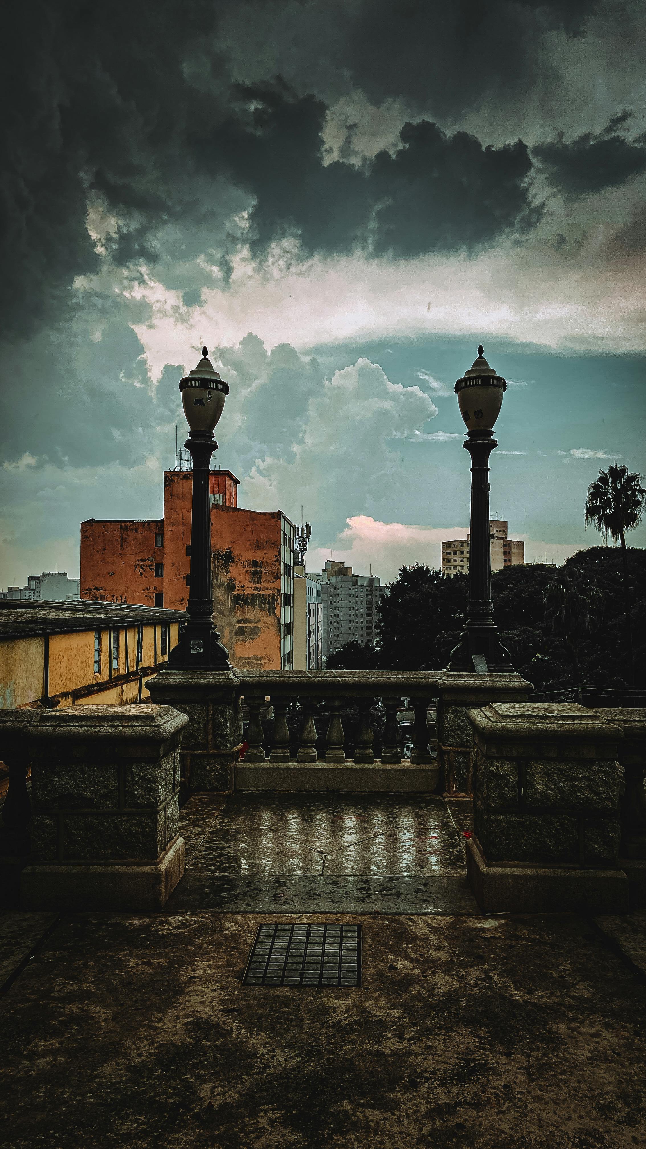 Empty promenade with benches and lanterns · Free Stock Photo