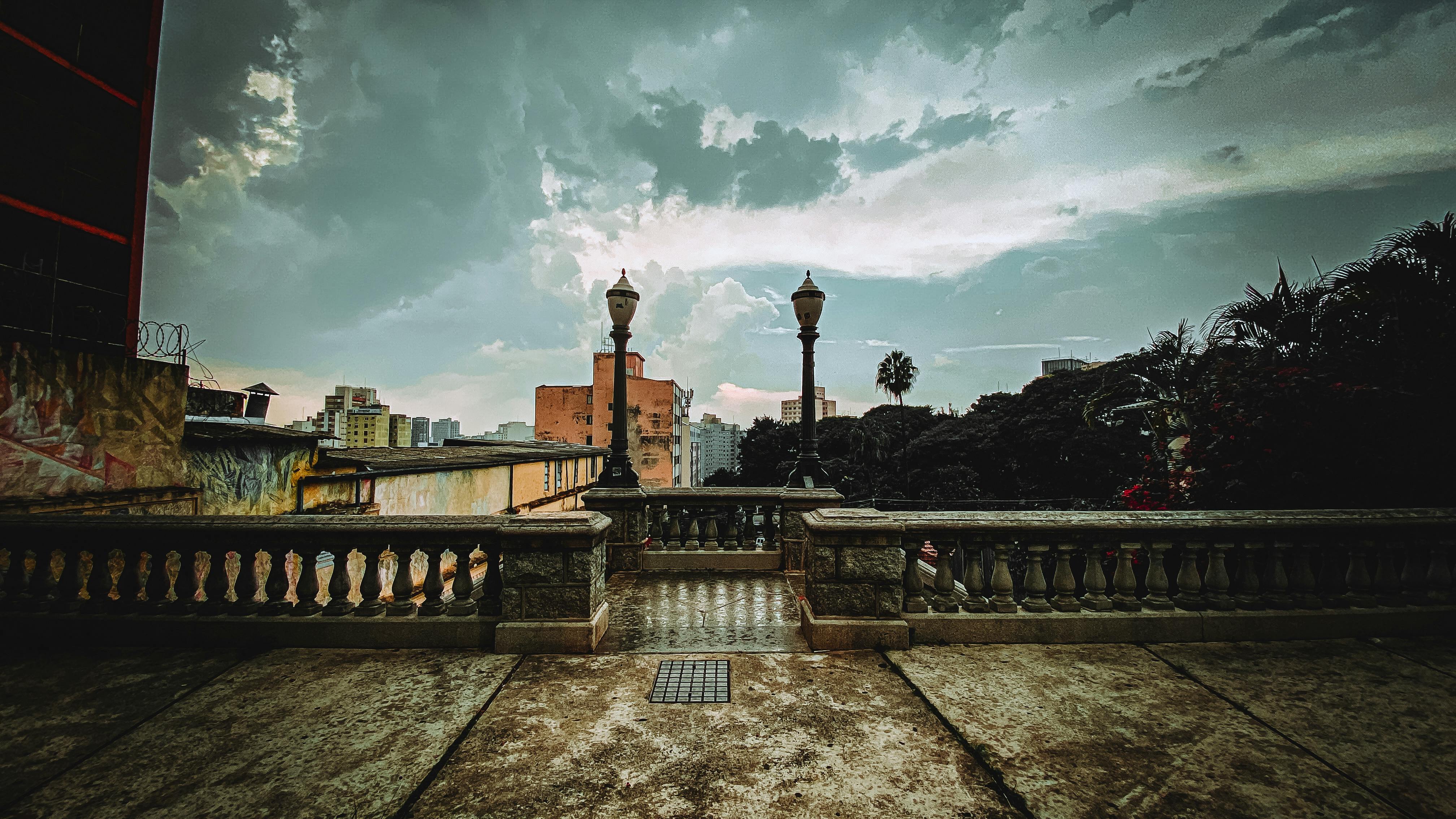 Empty promenade with benches and lanterns · Free Stock Photo
