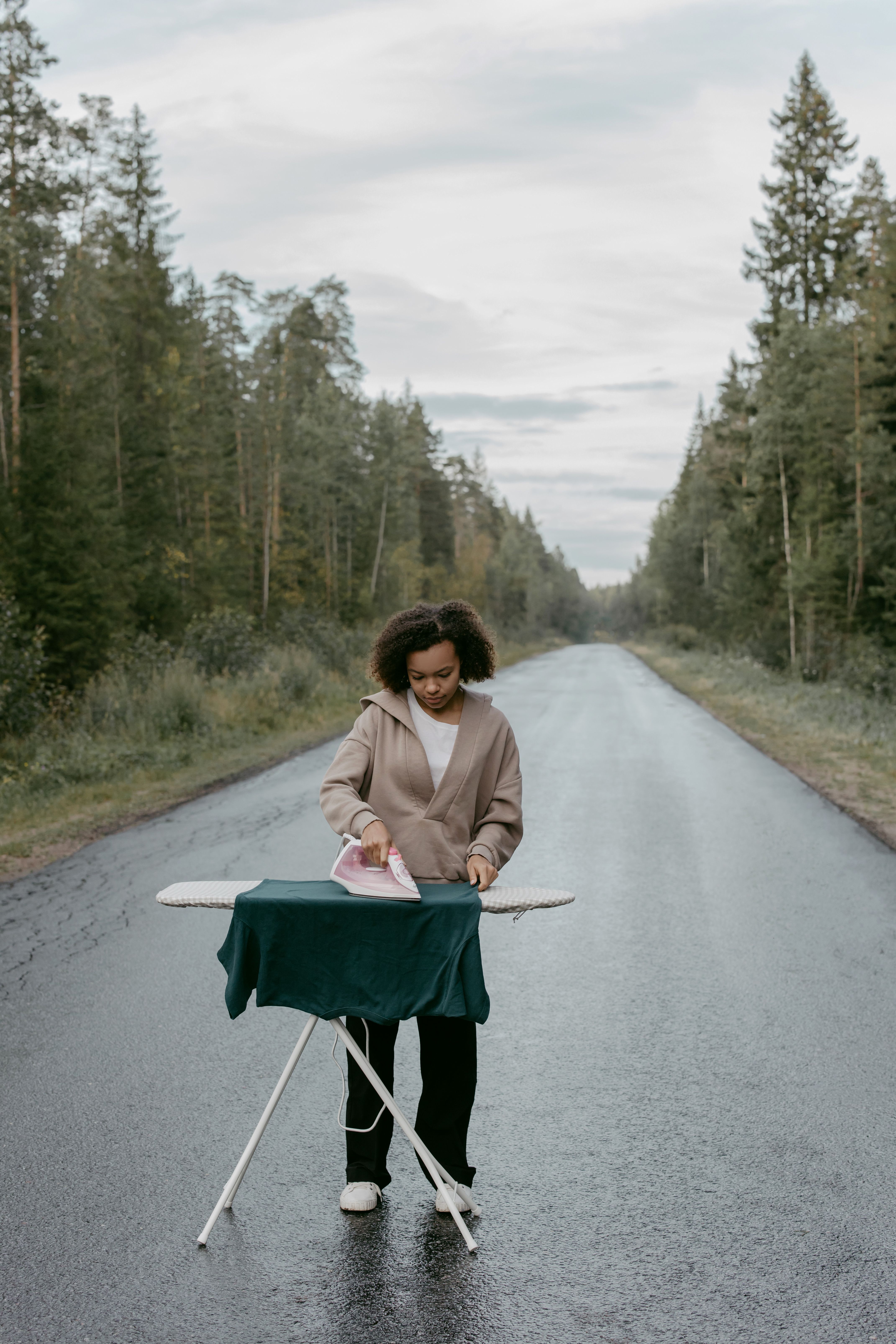 Woman Ironing Photos, Download The BEST Free Woman Ironing Stock Photos ...