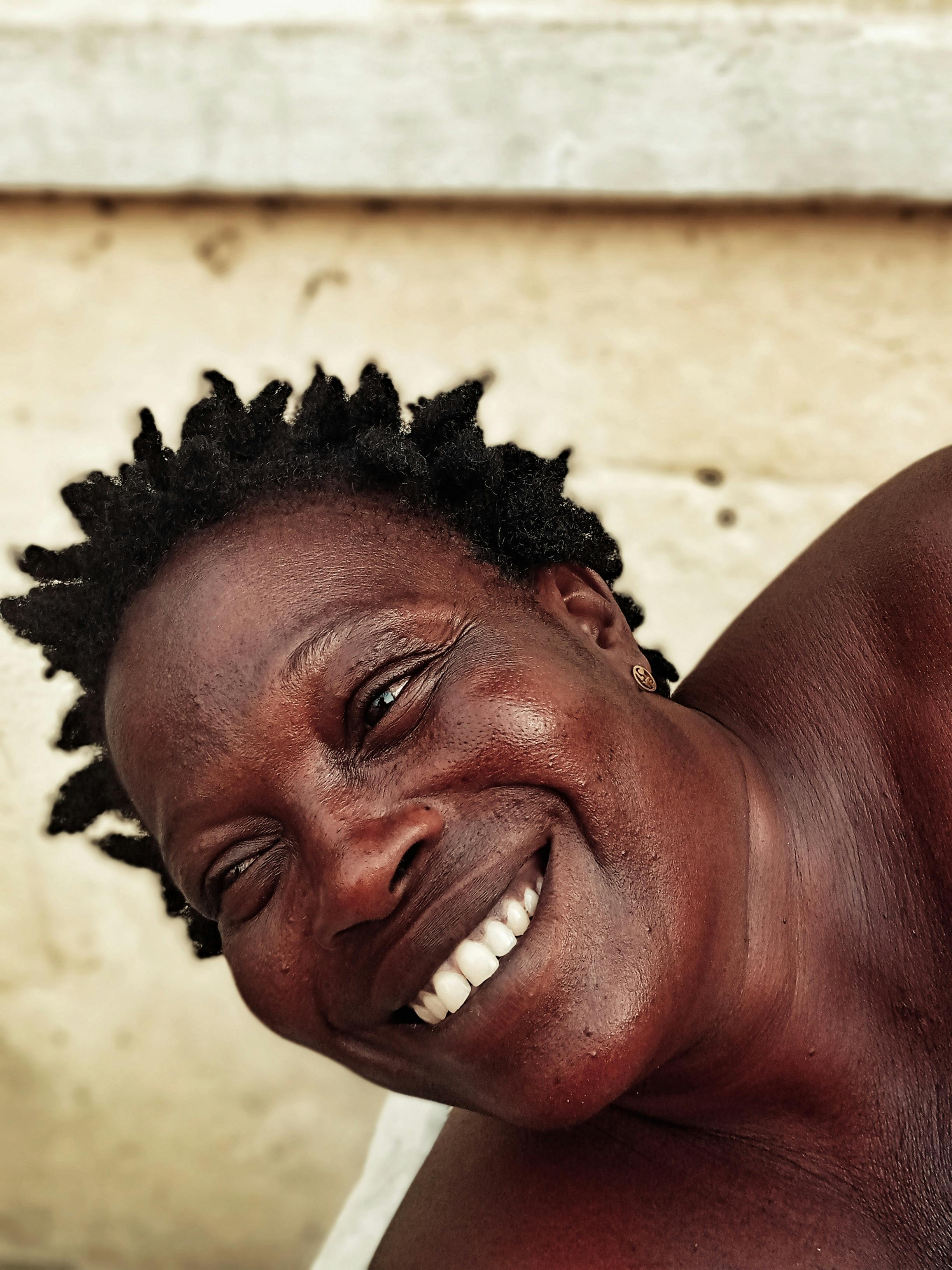 Portrait of Natural Shirtless Woman · Free Stock Photo