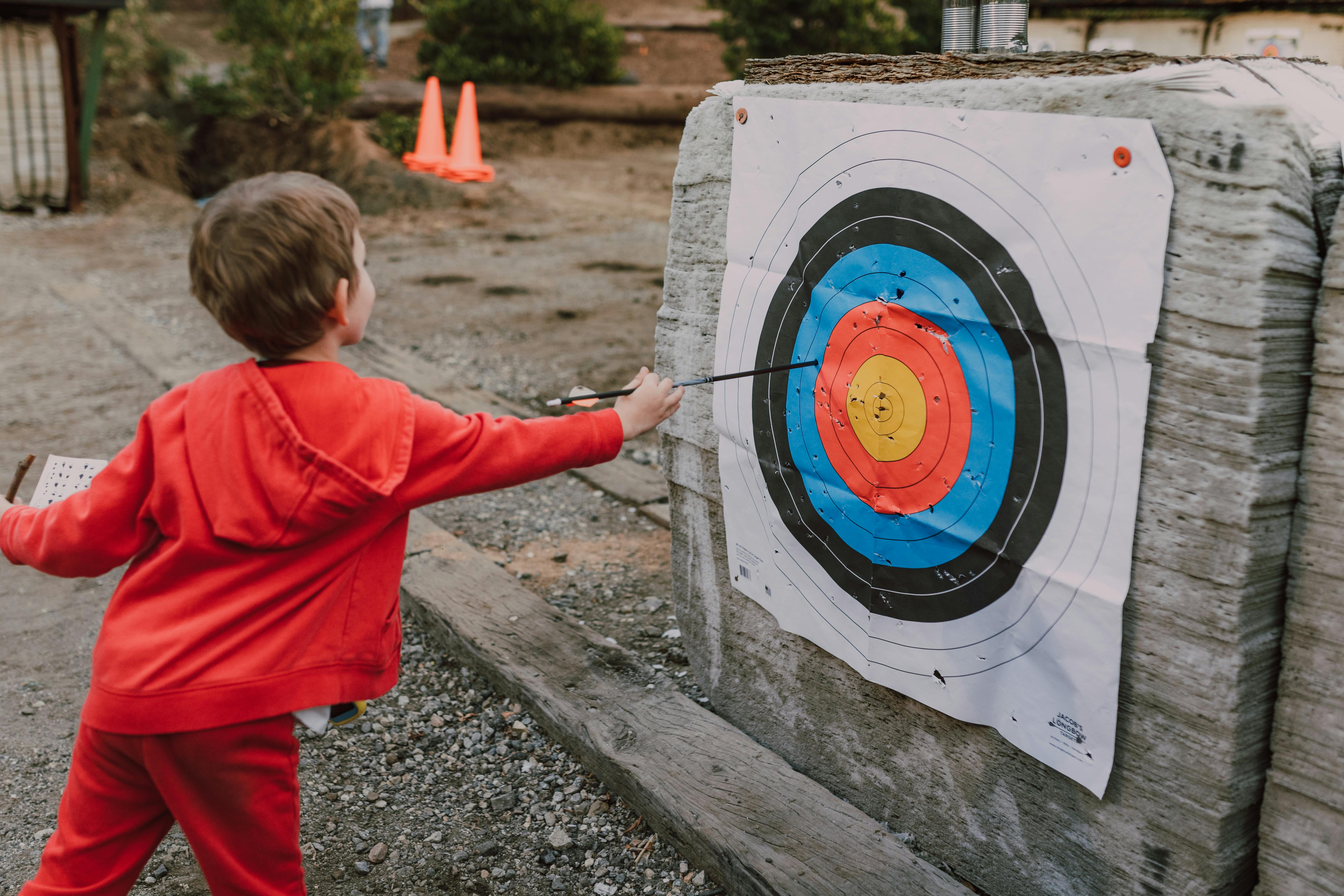 Arrow Target Photos, Download The BEST Free Arrow Target Stock Photos ...