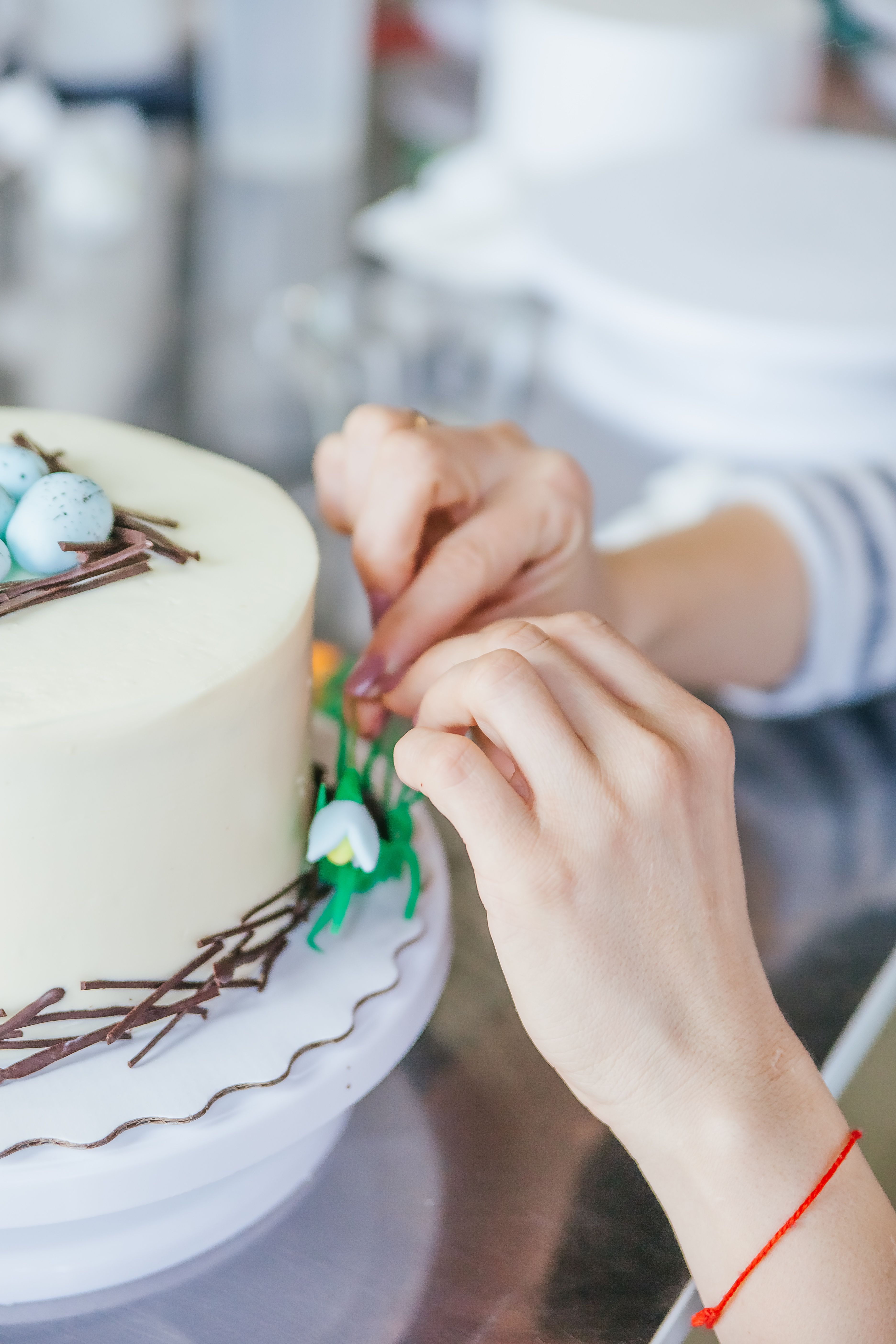 Close up of Woman Hands Decorating Birthday Cake · Free Stock Photo