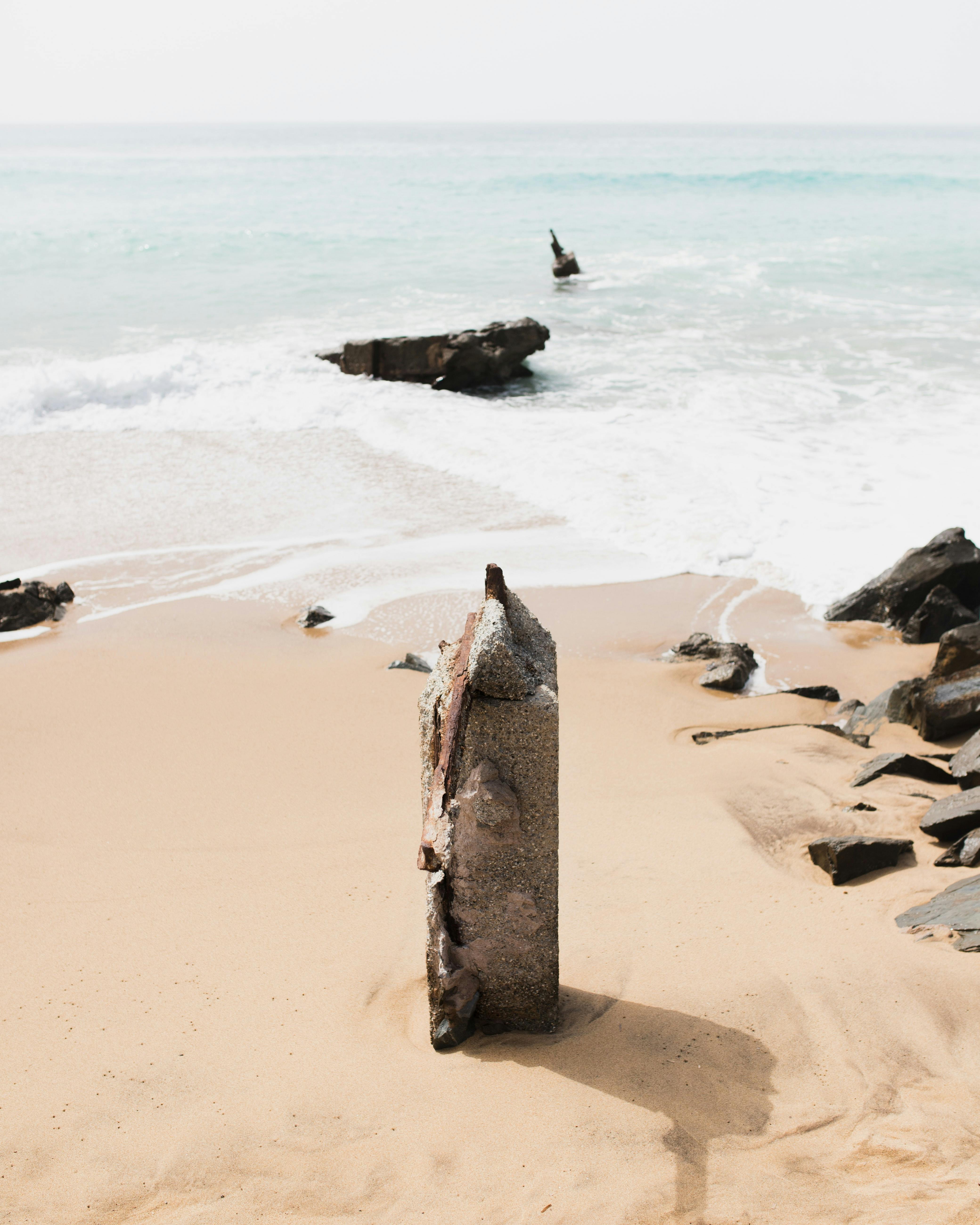 Rock Formations on a Beach · Free Stock Photo