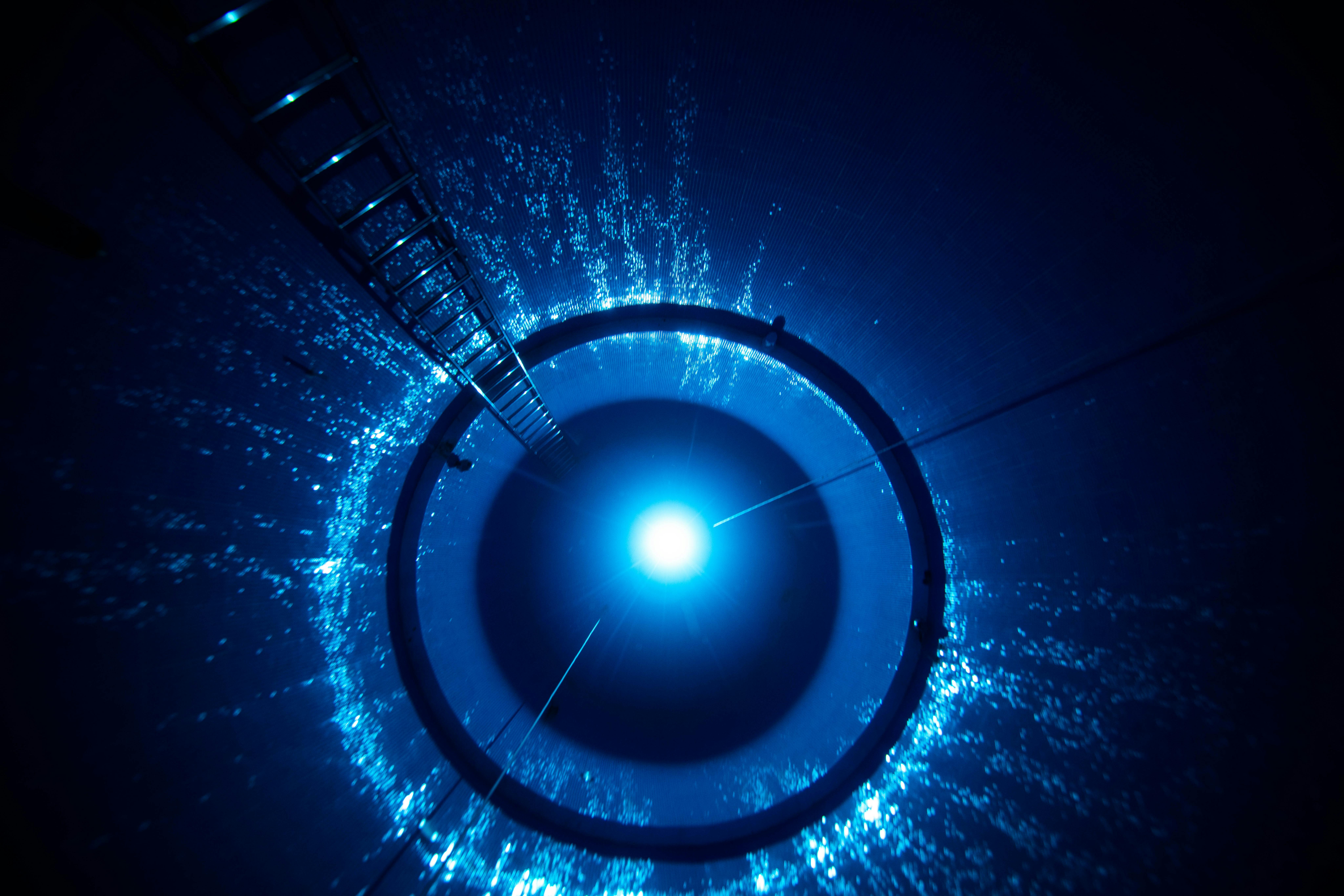 Water Light Tunnel Photos, Download The BEST Free Water Light Tunnel ...