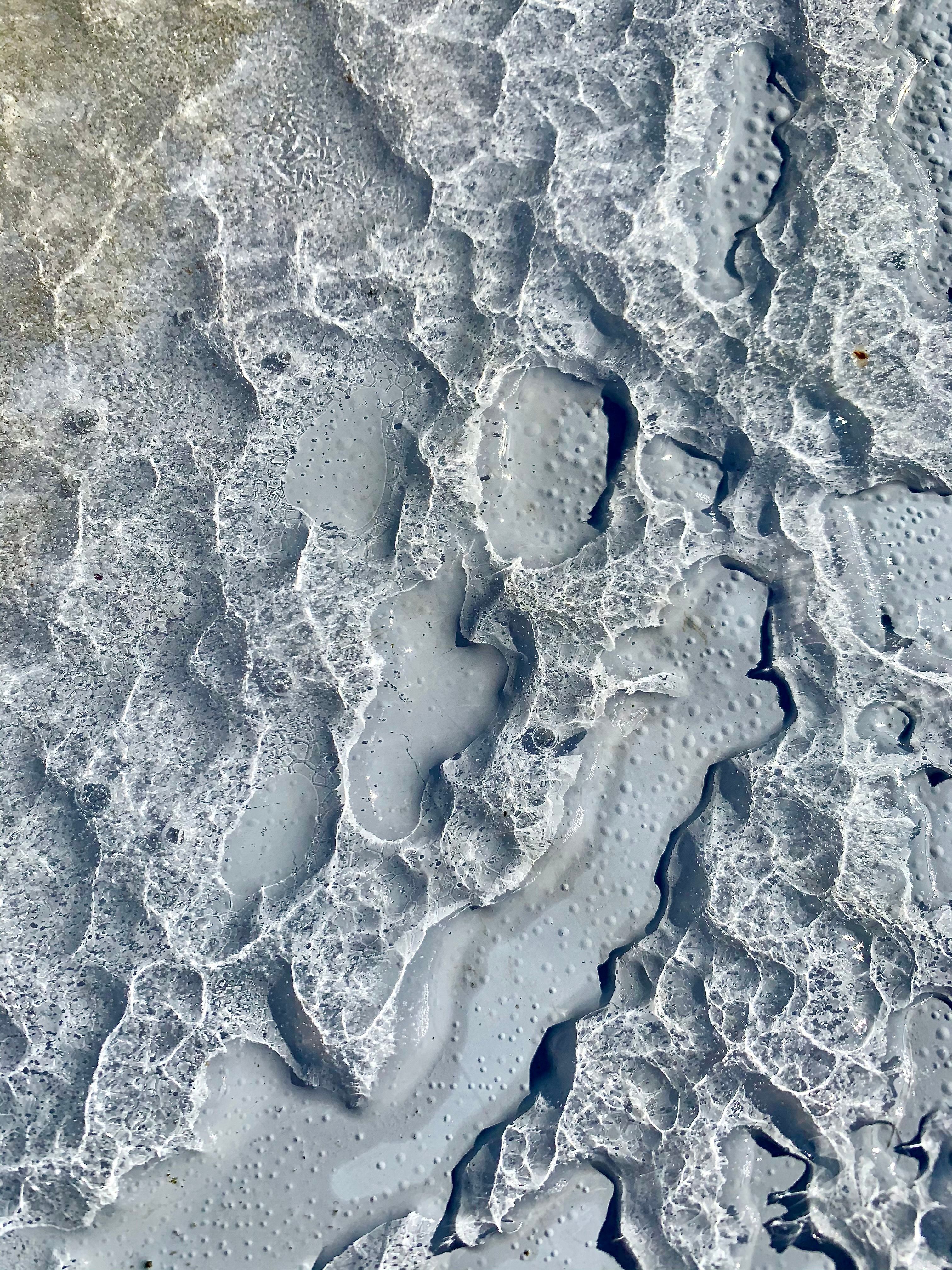Gray Sand on the Shore · Free Stock Photo