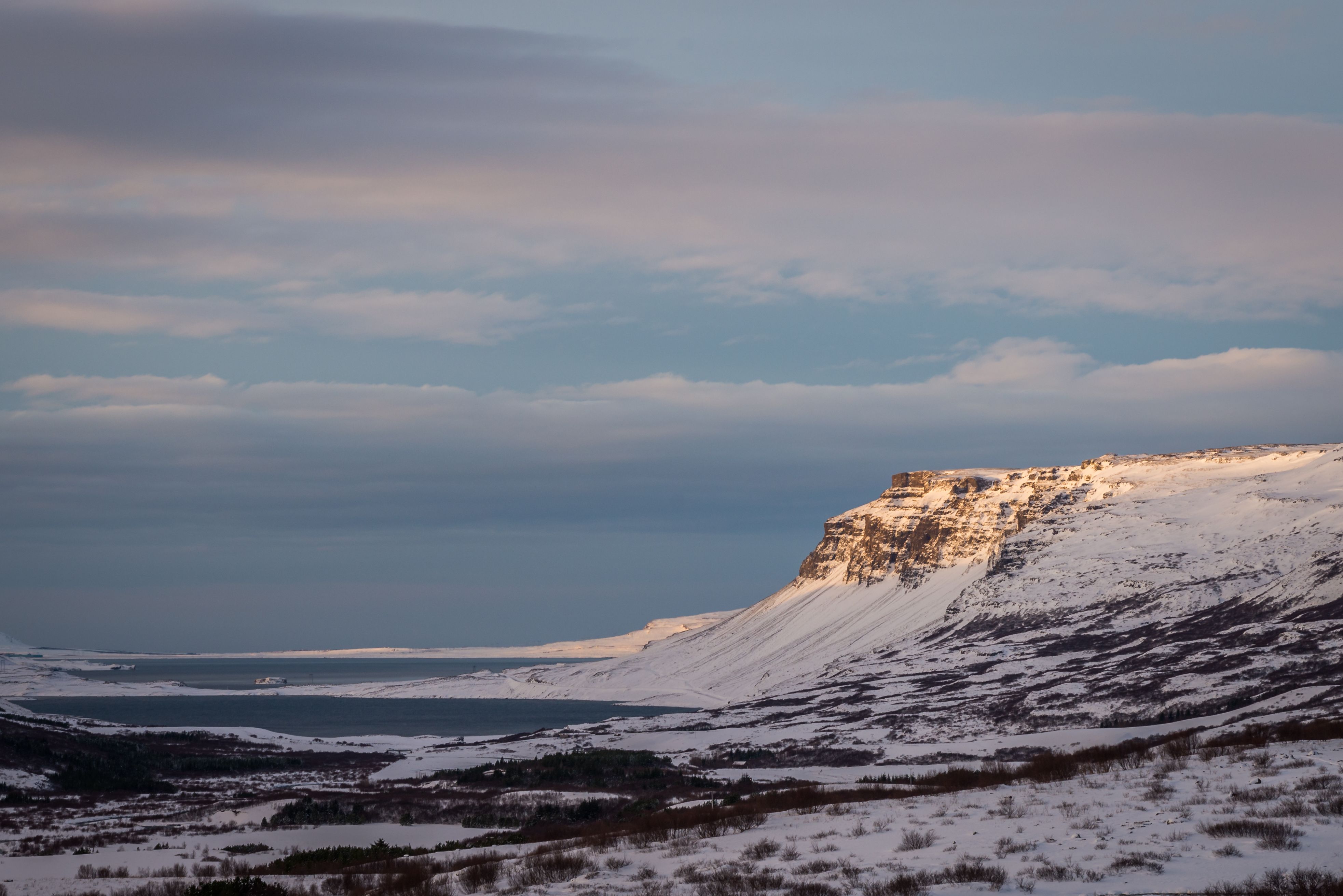 Winter Landscape with Cliff and Water · Free Stock Photo