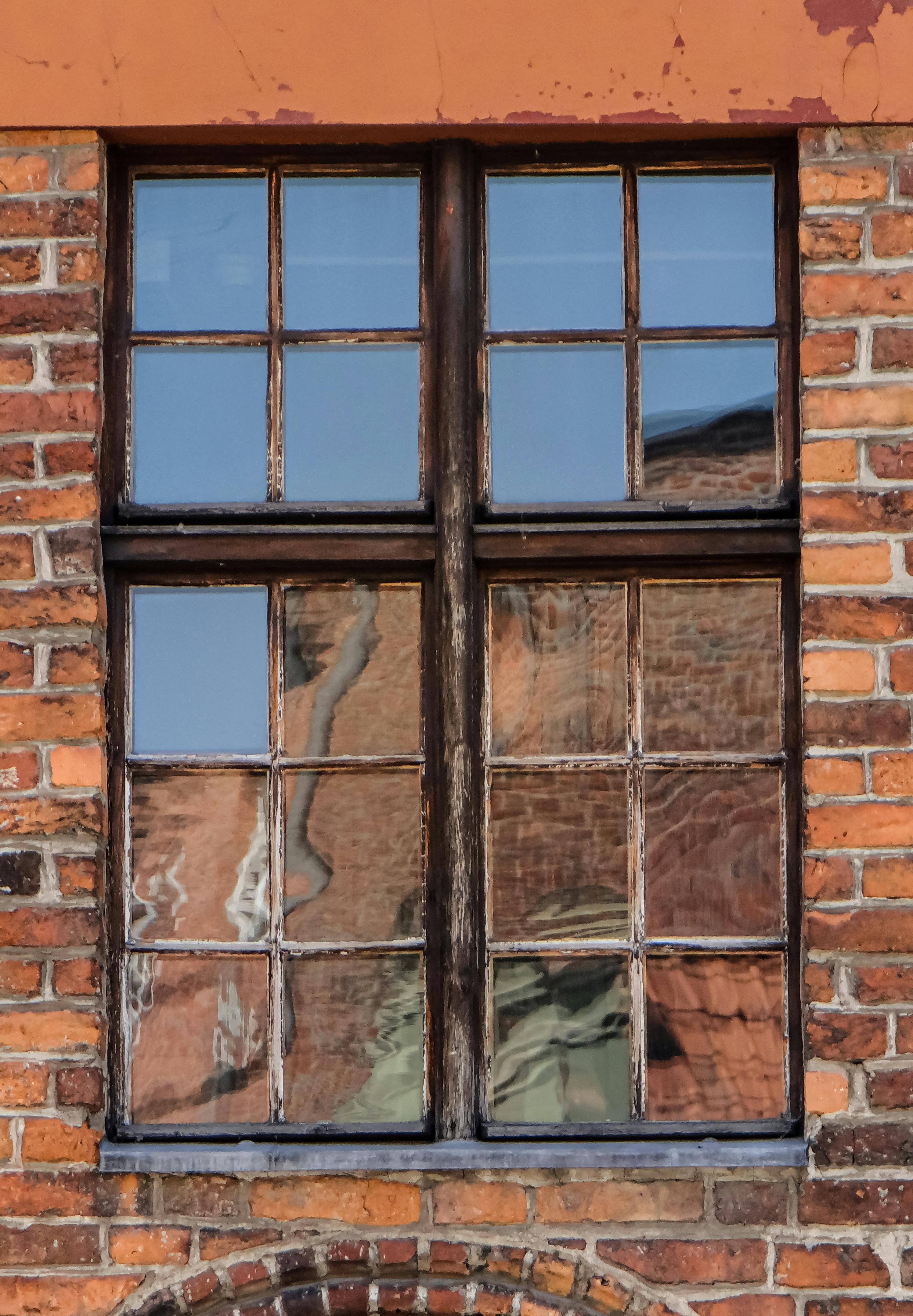 Close up of Windows in Building · Free Stock Photo