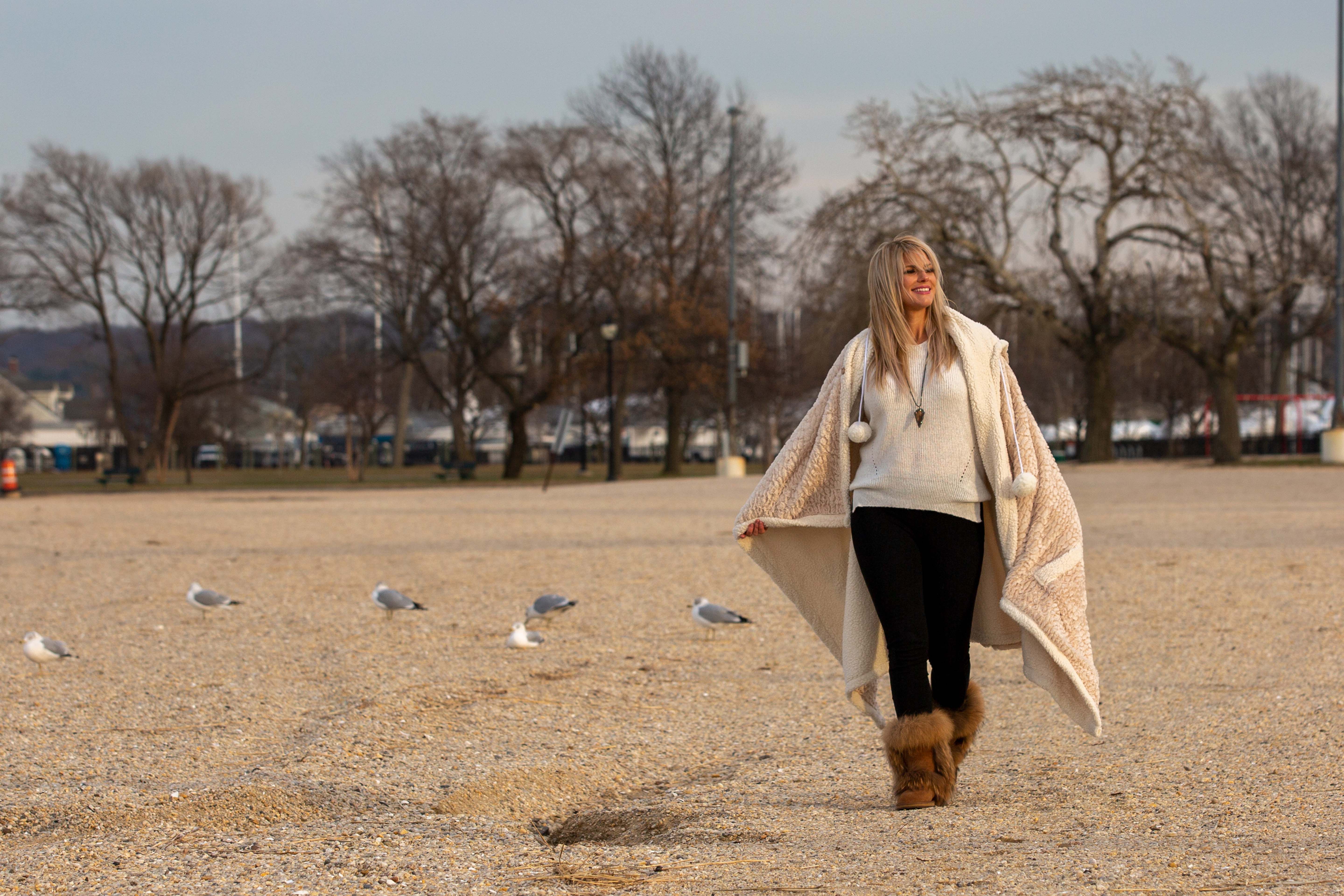 Chill Bird Photos, Download The BEST Free Chill Bird Stock Photos & HD ...