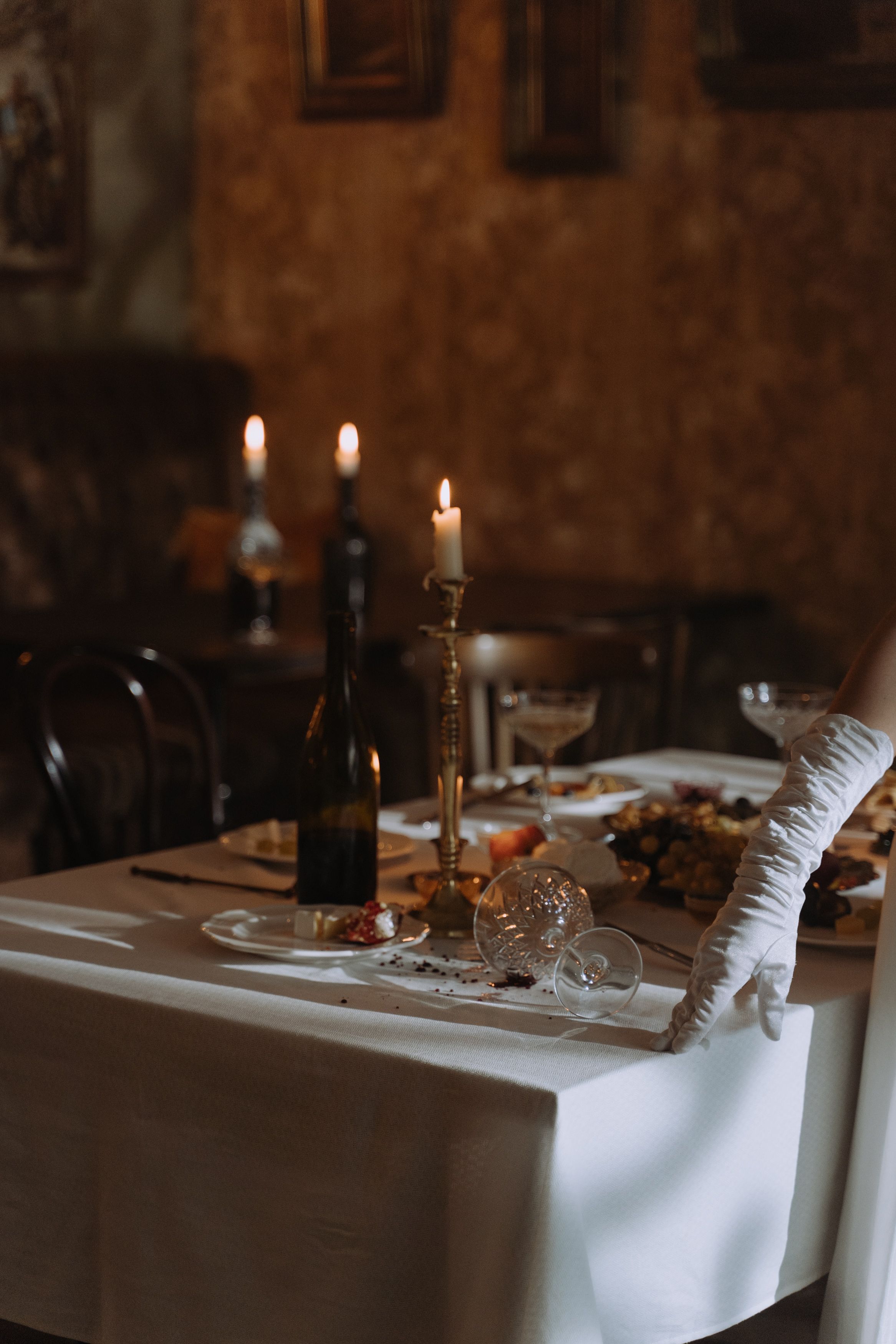 Hand on Table Top · Free Stock Photo