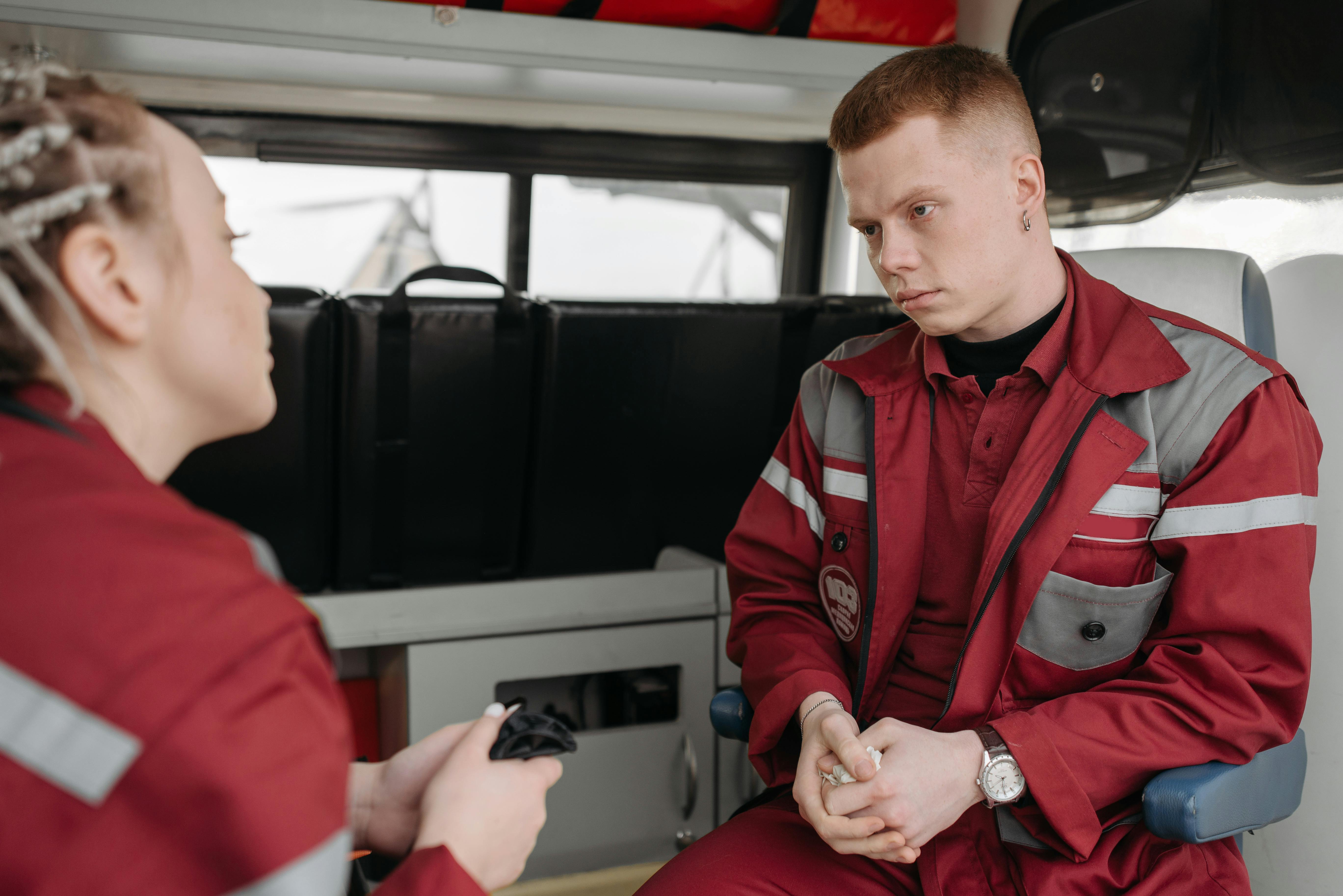Paramedics Talking · Free Stock Photo