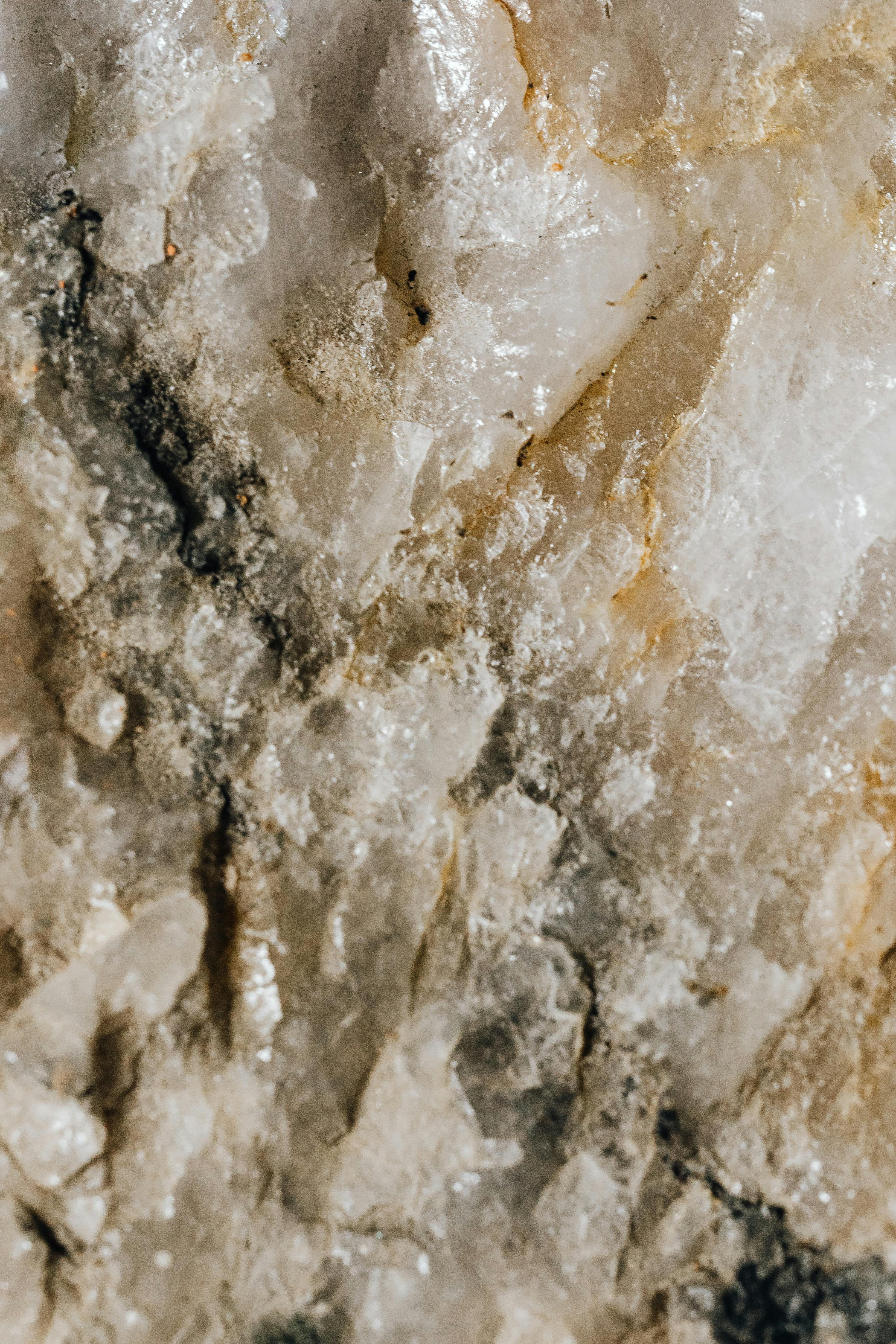 Bunch of Quartz Crystal · Free Stock Photo