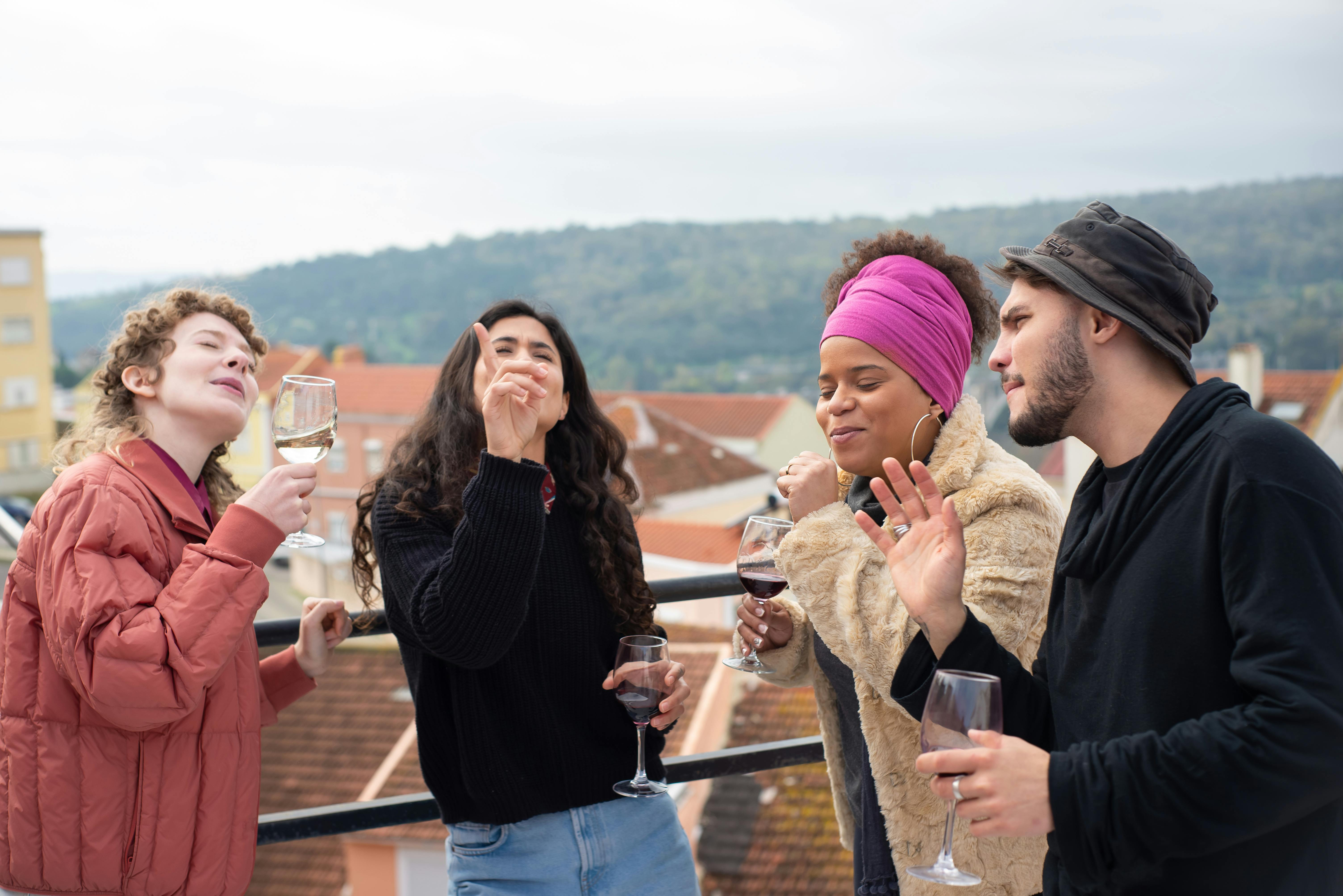 30,000+ Best Roof Top Photos · 100% Free Download · Pexels Stock Photos