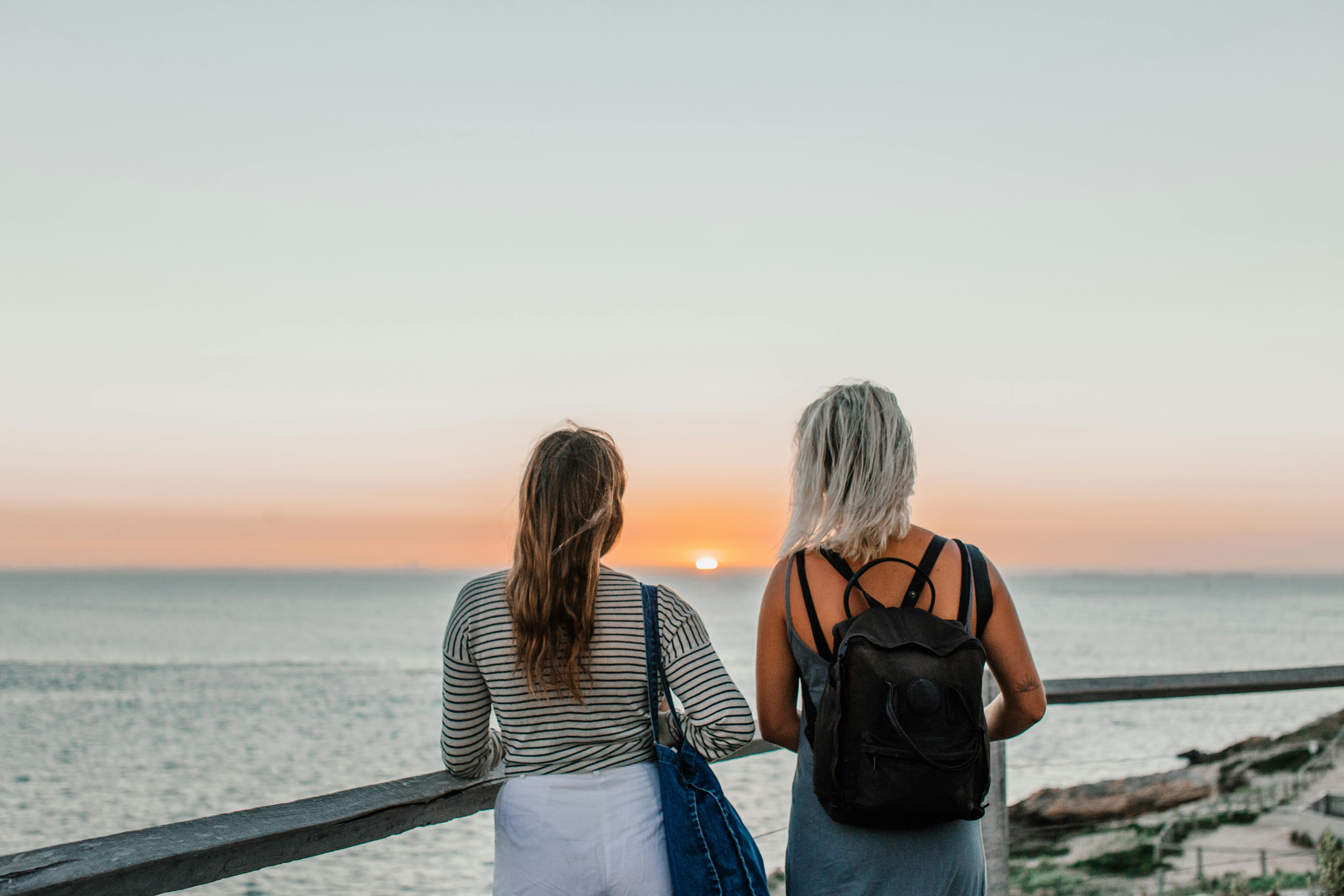 Women Looking at the Ocean · Free Stock Photo