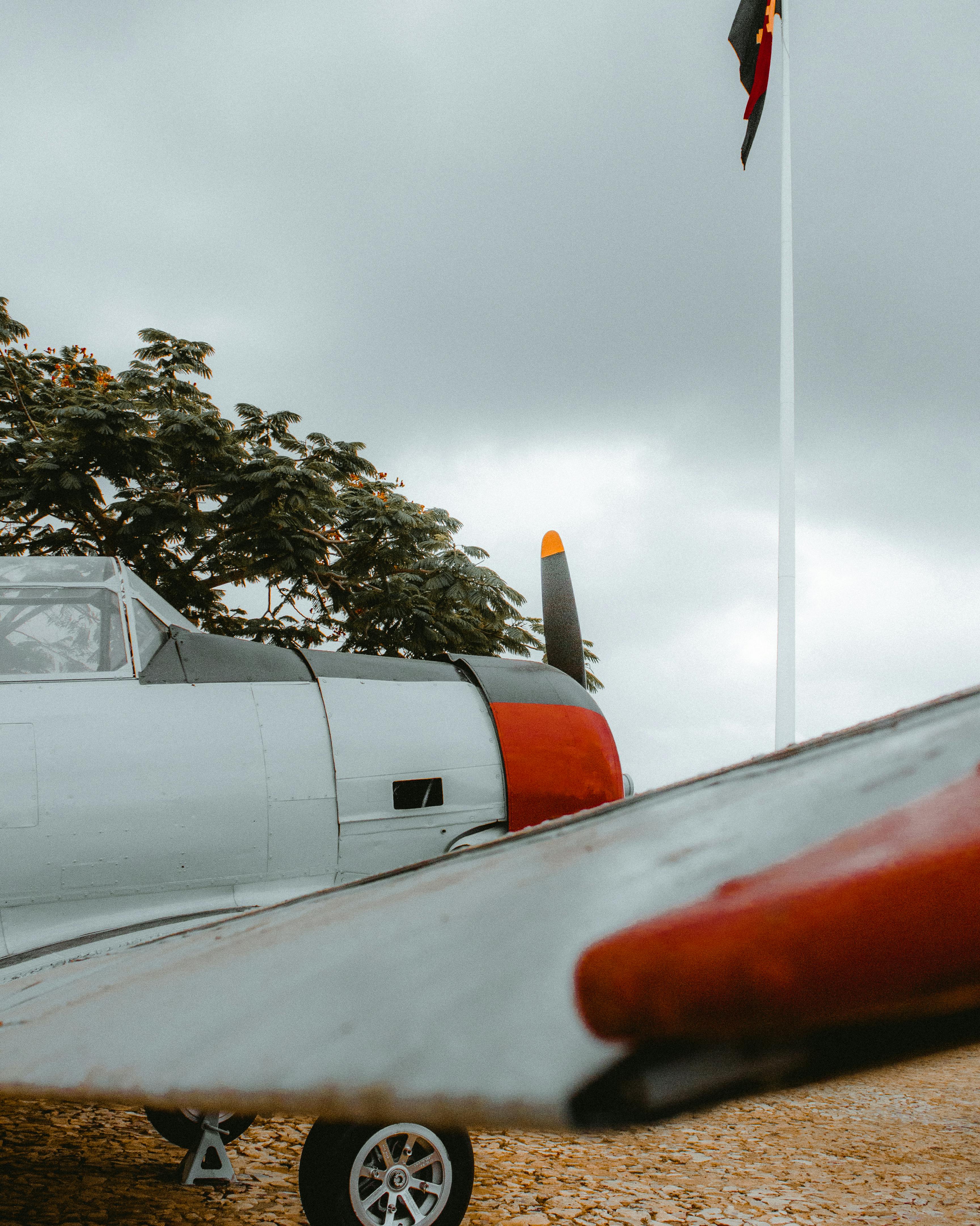 Close Up Shot of an Aircraft Wing · Free Stock Photo
