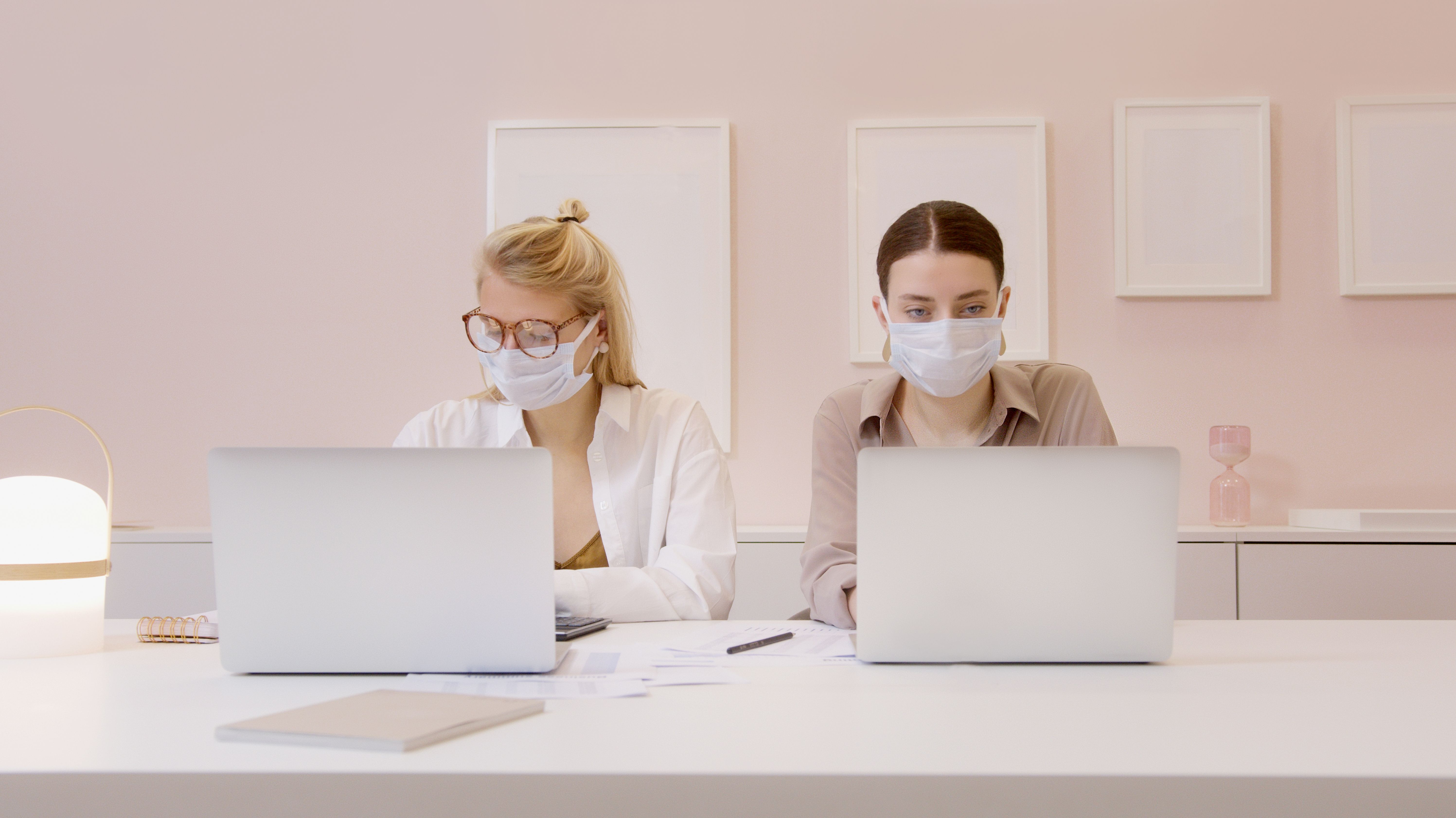 Work At Office Photos, Download Free Work At Office Stock Photos & HD ...