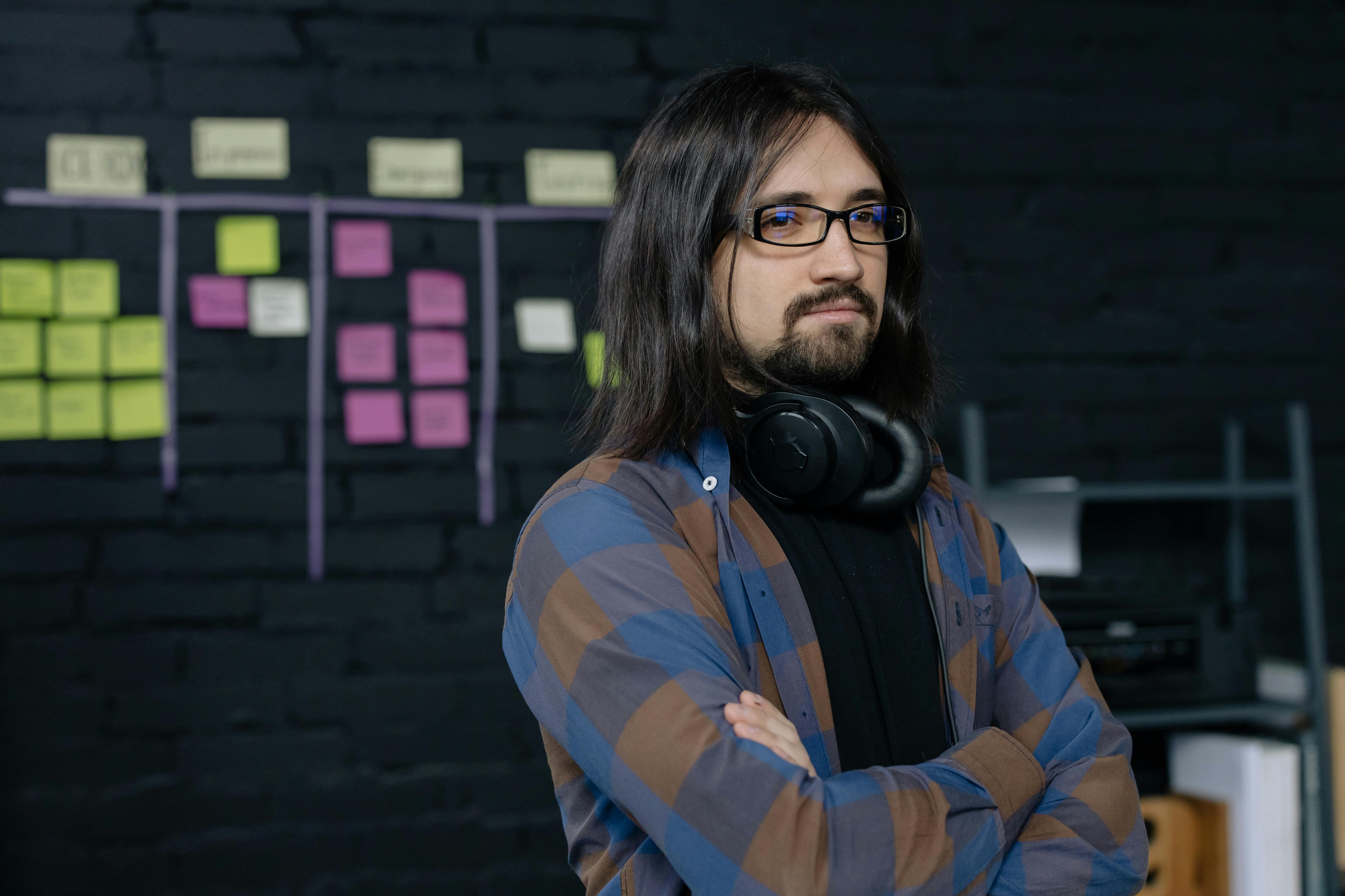 Office Administrator Photos, Download The BEST Free Office ...