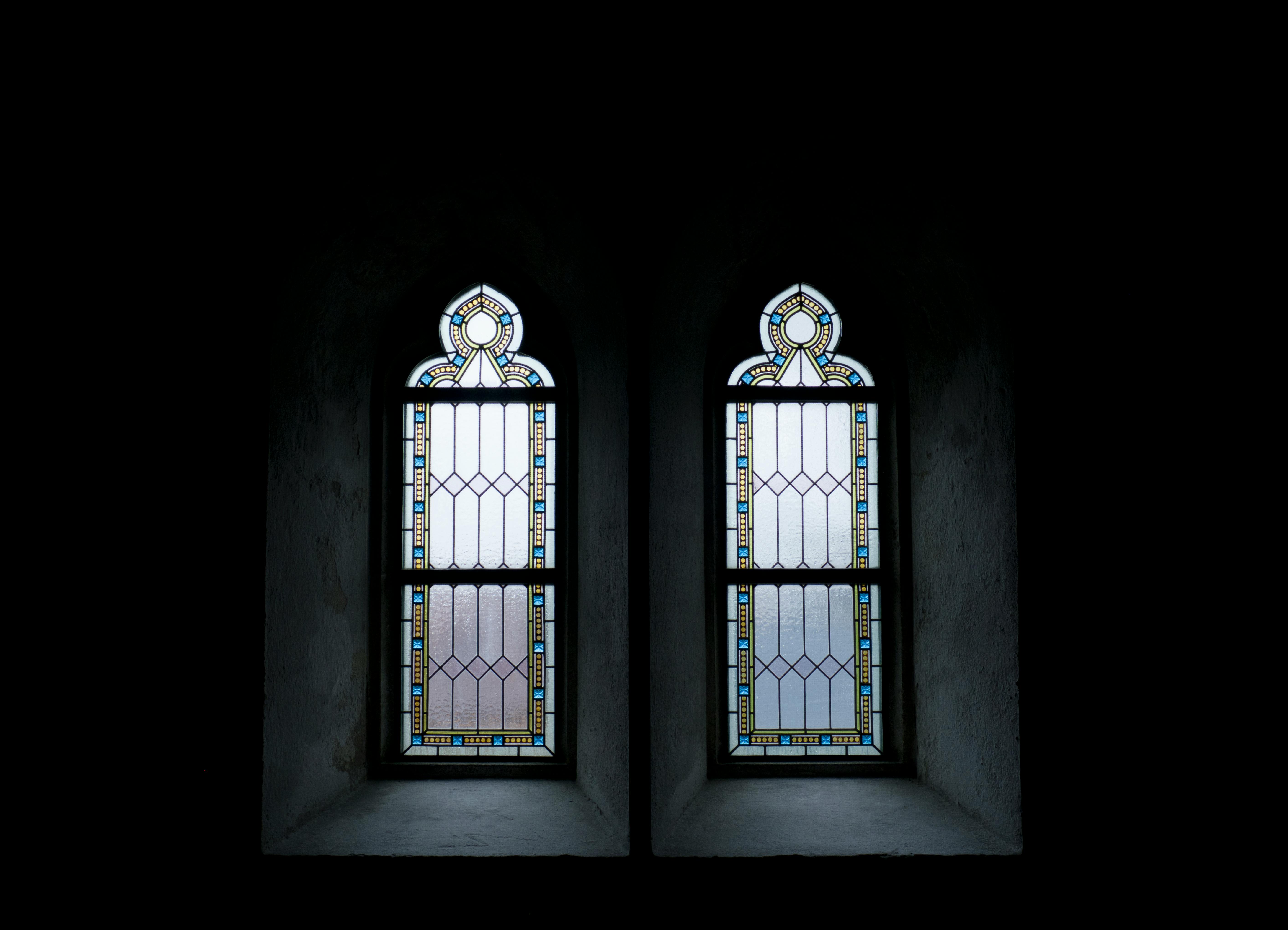 Sun Shine on 6-pane Window in Dark Room · Free Stock Photo